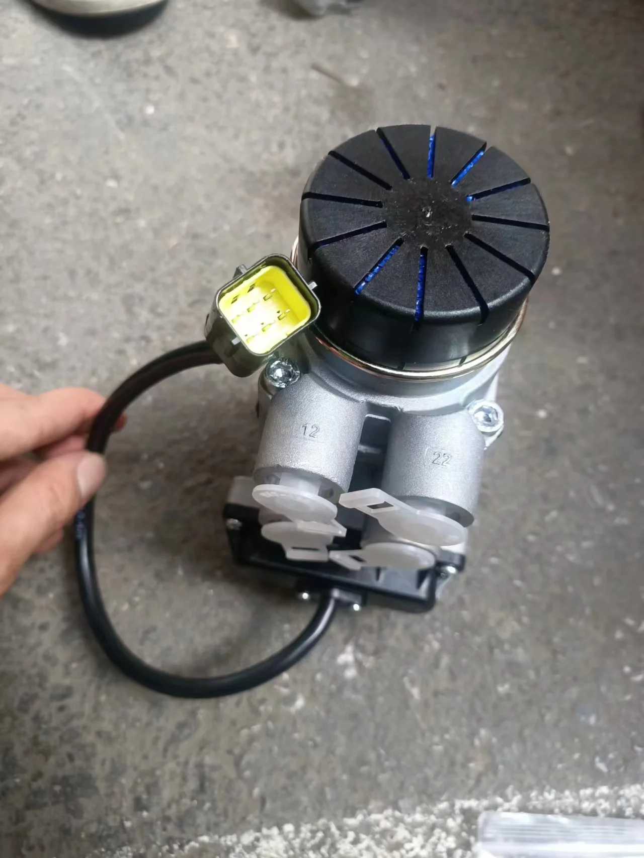 Tonly Tl846 Tl855 Tl875 Tl885 Gearbox Engine Parts for Howo