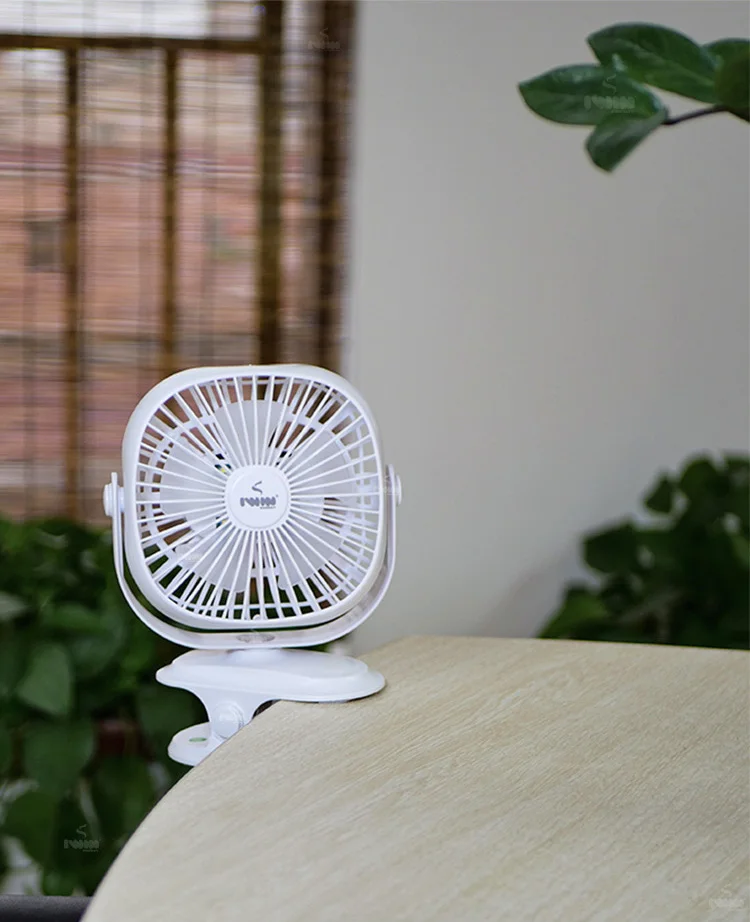 IWIN-8028 USB Mini Portable Clip Table Fan