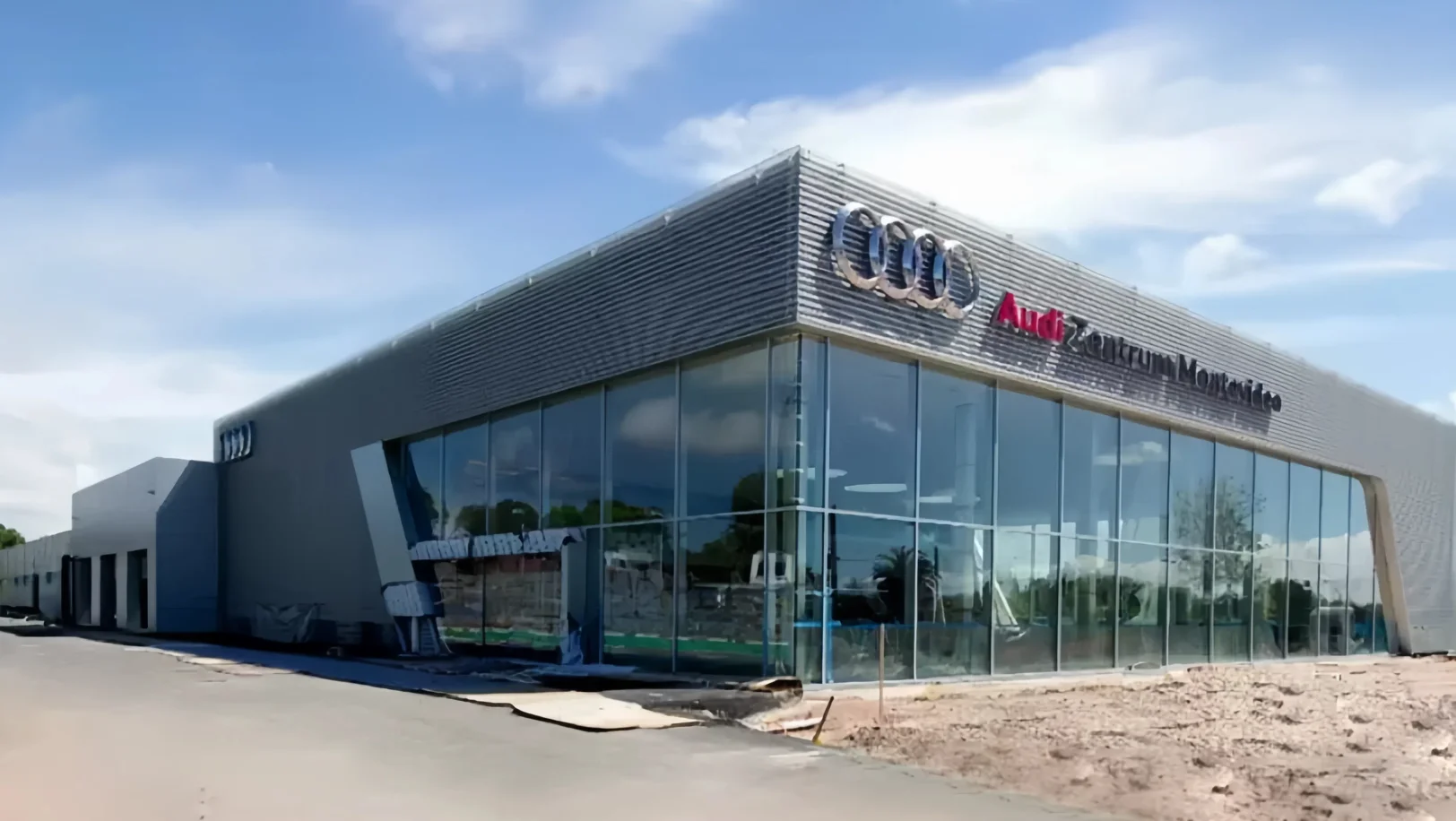 Modern Prefab School Building - Quick Assembly & Durability