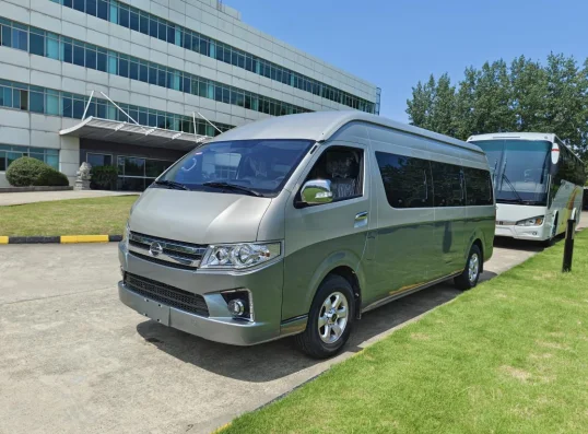 19 Seat Bus for Sale - High Roof Van Mini Bus from China