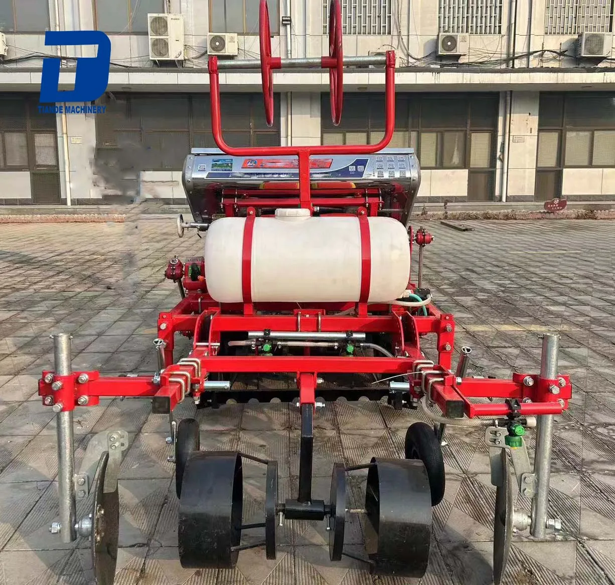 China Seed Planter Machine Seeder Manual Can Be Ridden And Mulched ...