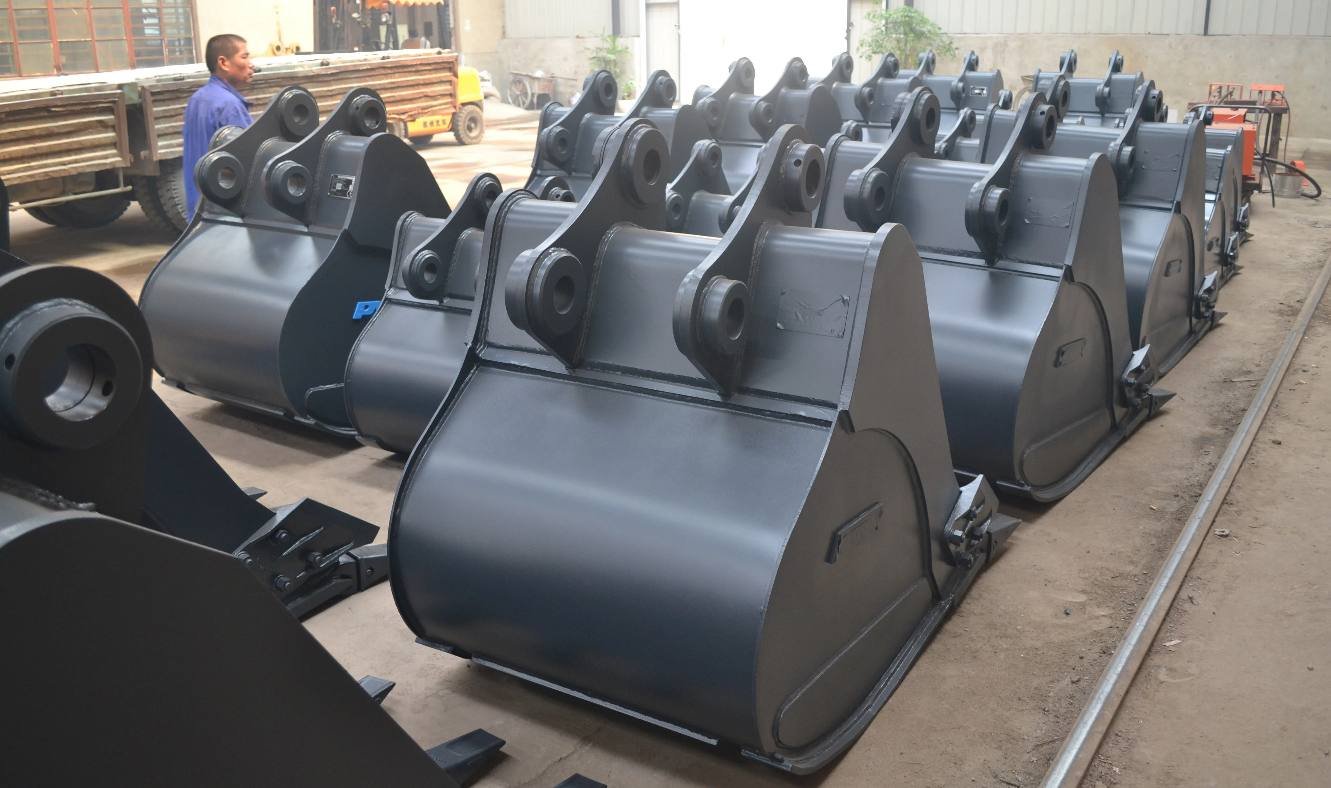 High Quality Earthmoving Working Drainage Bucket for Sale