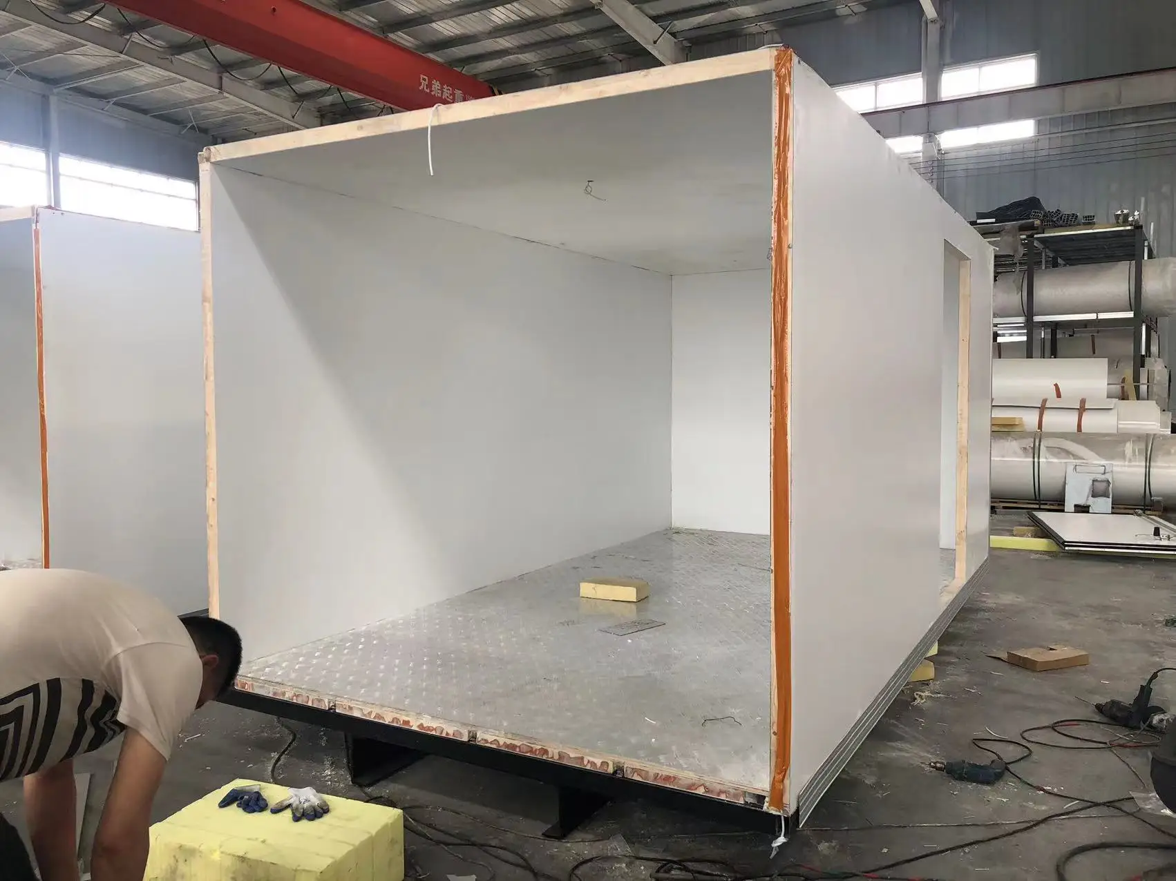 Refrigerated Van Body | Reefer Truck (chiller & Freezer) | Cool Freight ...