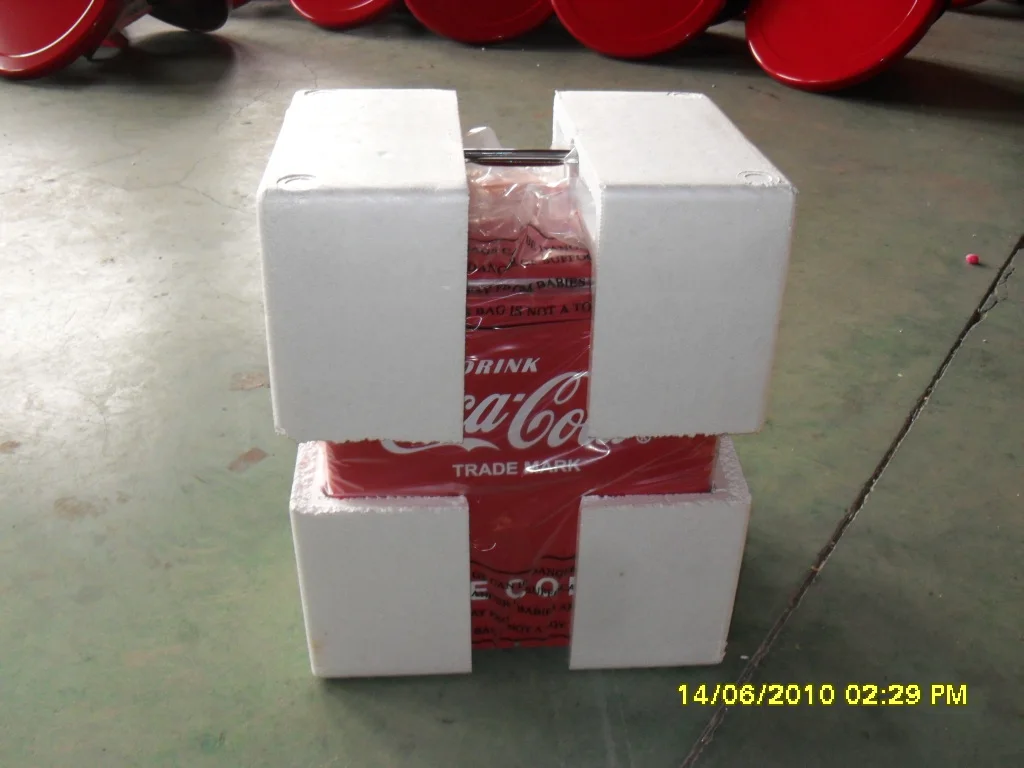 15 Liters Of Table Portable Beer Cooler Ice Chest Retro Cooler Box ...