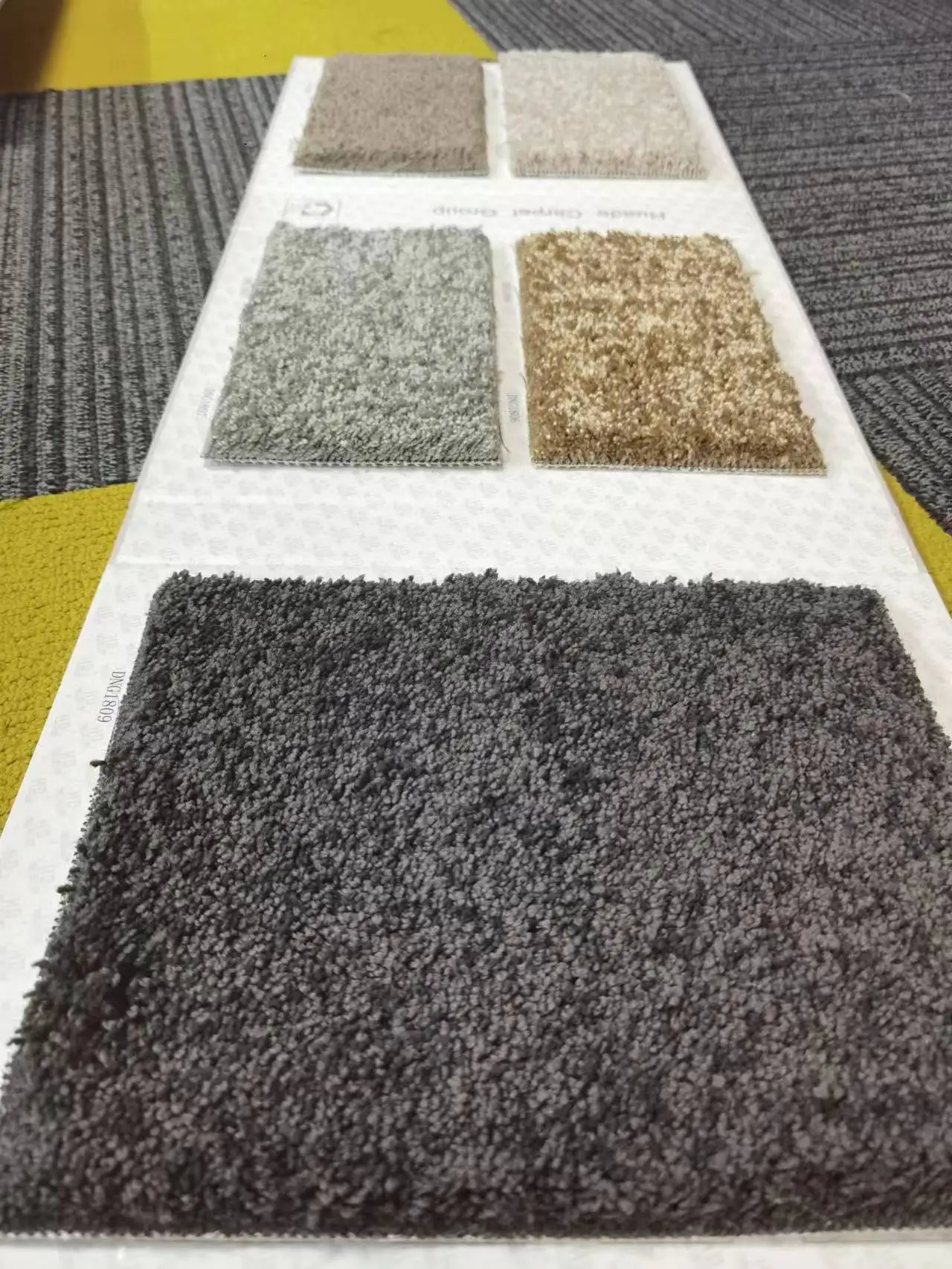 Guangzhou Wholesale PP Material Tufted Carpet for Commerical ...