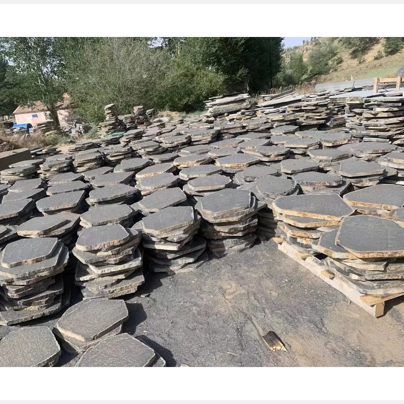 Black Basalt Flagstone Stepping Stone for Garden Pathways and Patio ...