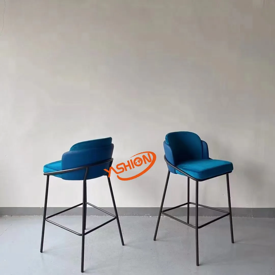 Minimalist Coffee Shop Bar Table - Perfect for Events