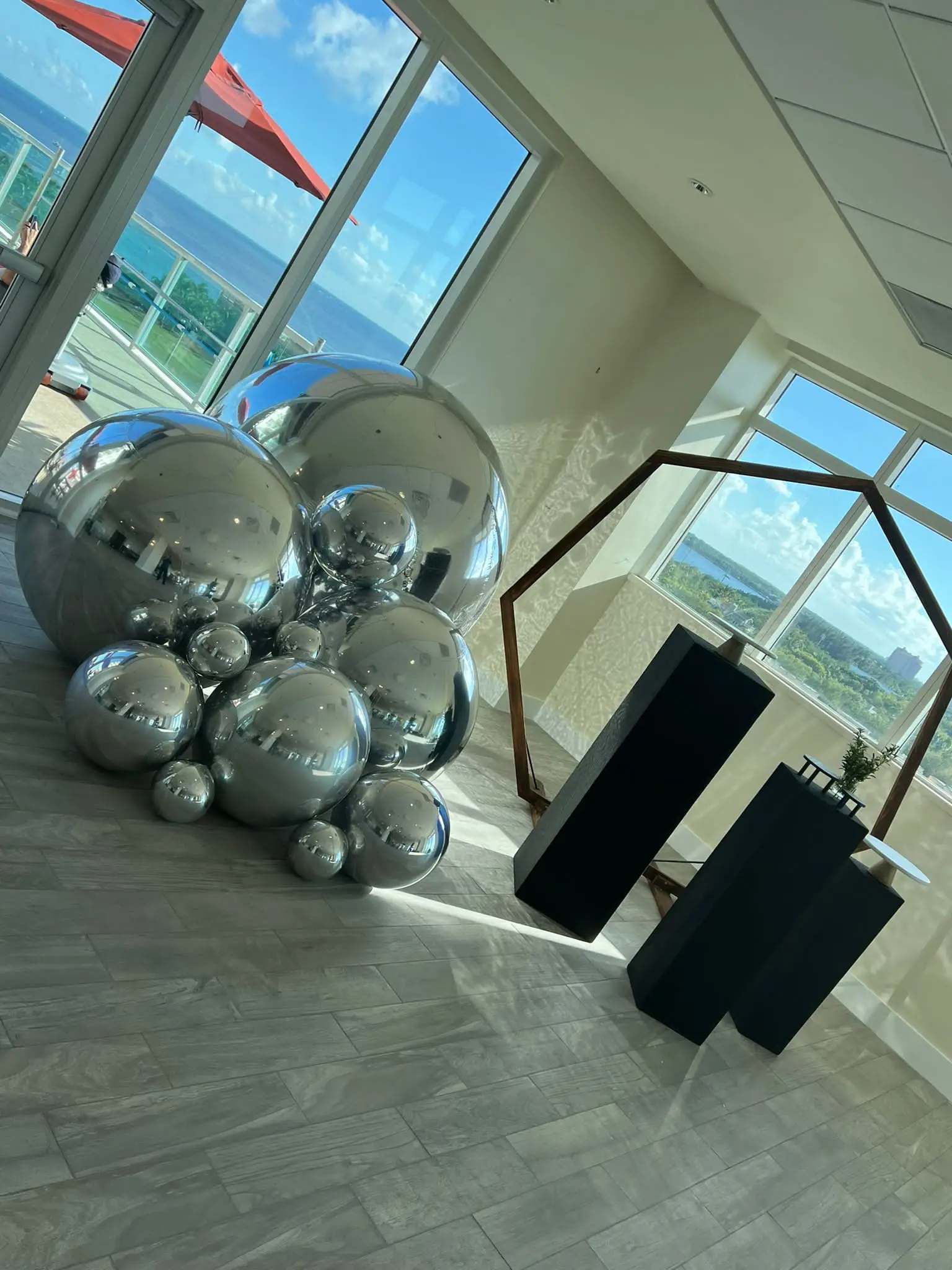 Fashion Attractive Design Pvc Inflatable Mirror Balloon Giant Spheres ...