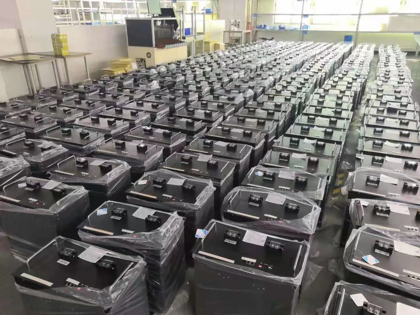 Plante Lithium Lifepo4 Cylindrical Cell Lithium Ion Batteries 12v 200ah ...