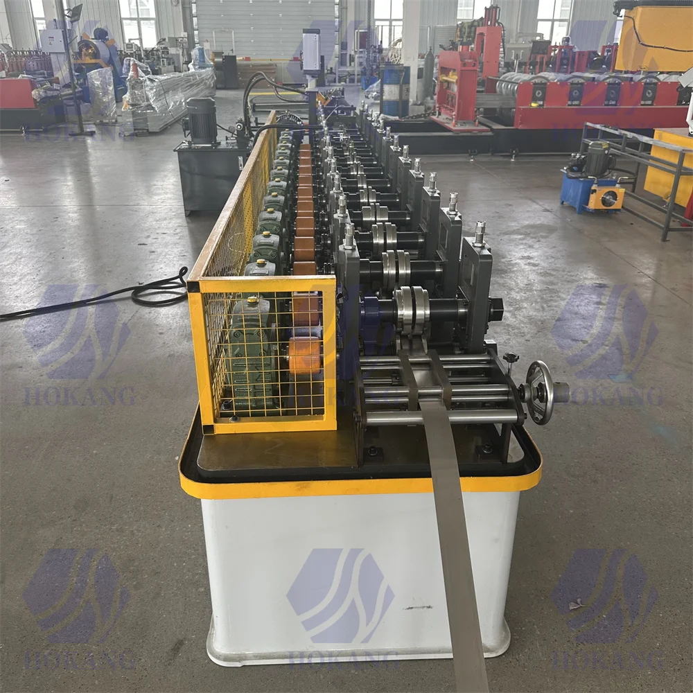 Galvanized Metal Stud Cu Purlin Molding Roll Forming Machine Cu Shaped ...