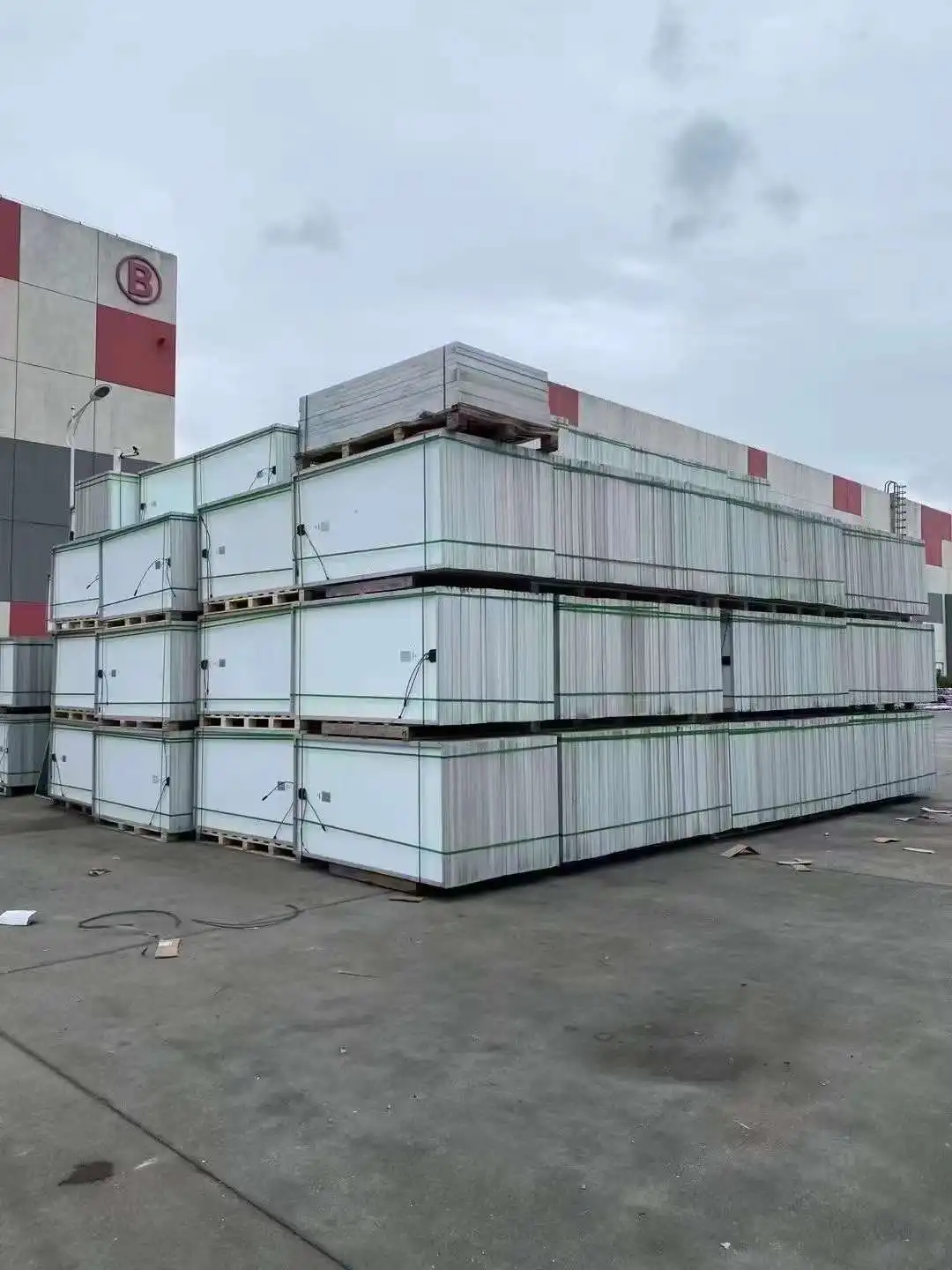 Second-Hand 300W Solar Panels - PERC & IBC Type for Power Generation - ODM