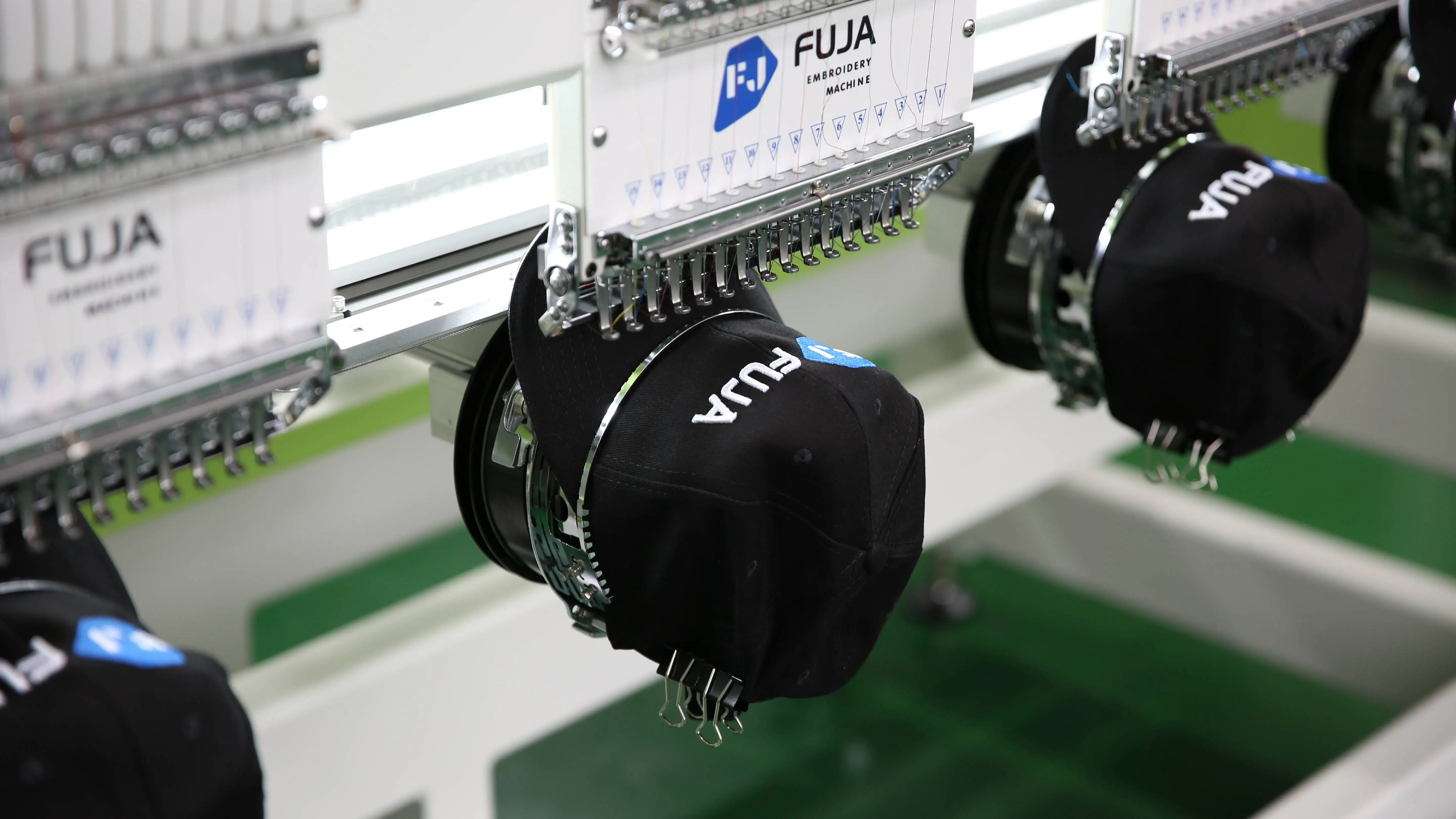 Industrial 12 15 Needle 4 Head Computer Embroidery Machine Automatic ...