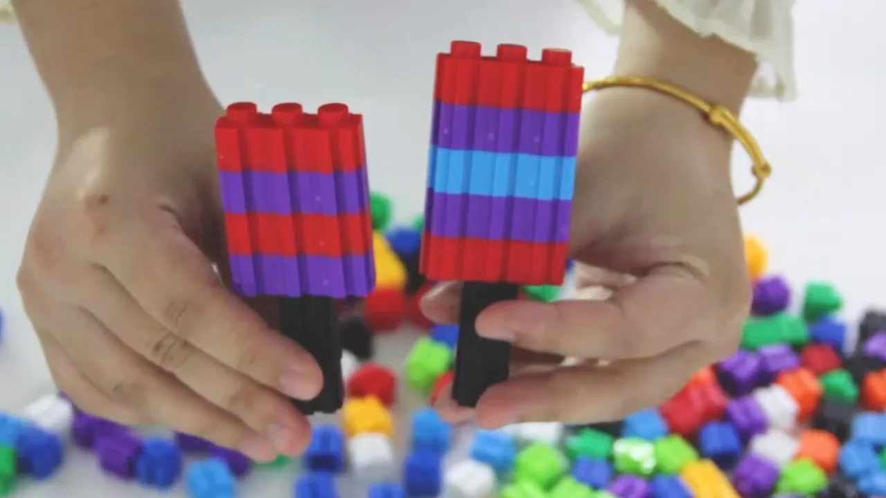 Happy Surprise Lollipop Toy Freely Assembling Bricks Set Educational ...