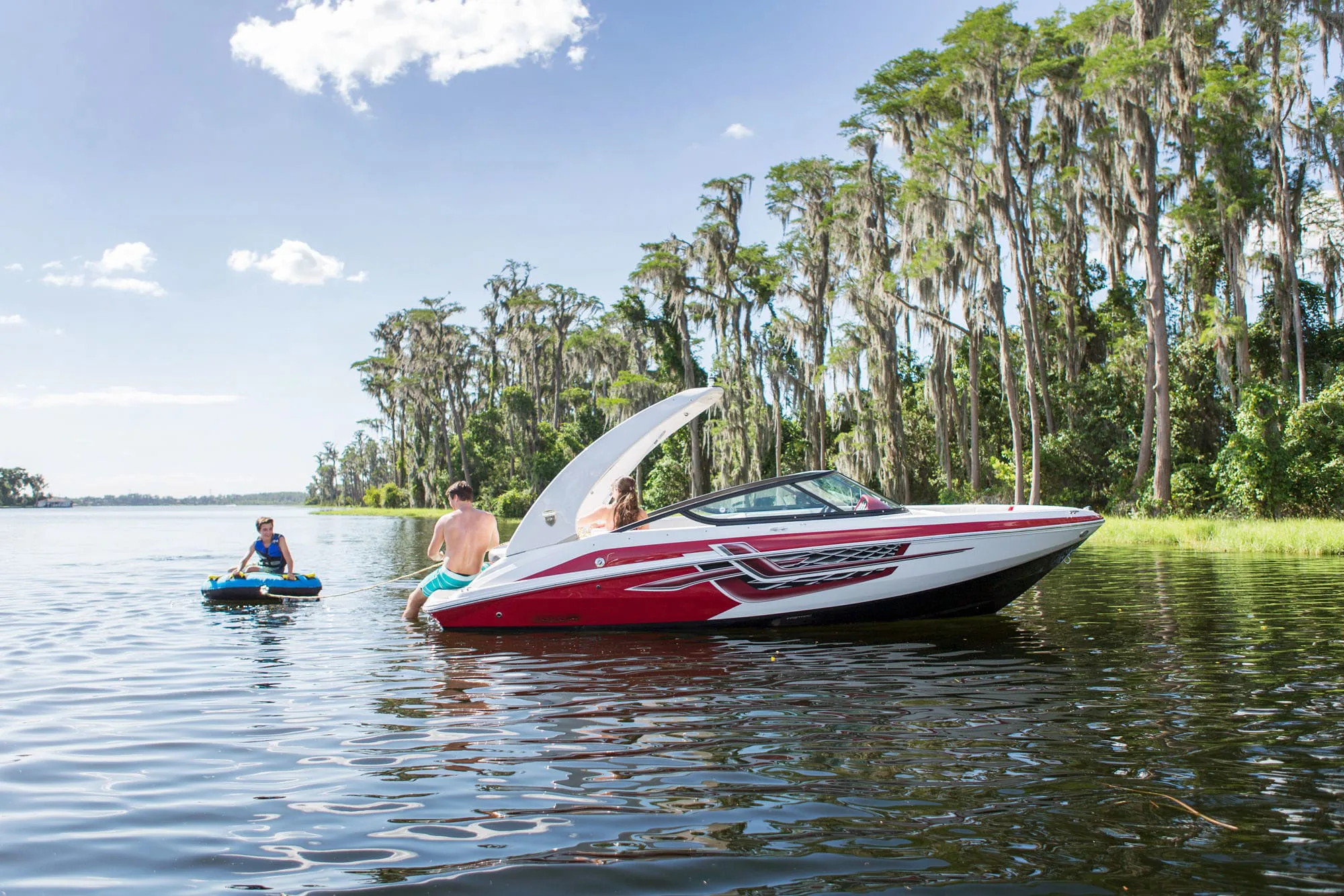 Hot Selling Aluminum Sport Yacht With Inboard Motor Luxury Equipment ...