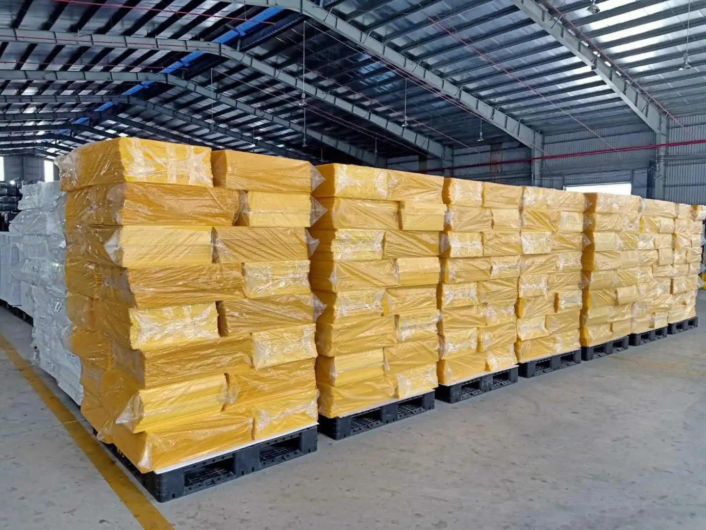 4mm 18x24 18''x24'' 18" X 24" Coreflute Coroplast Sheet /board Corflute ...