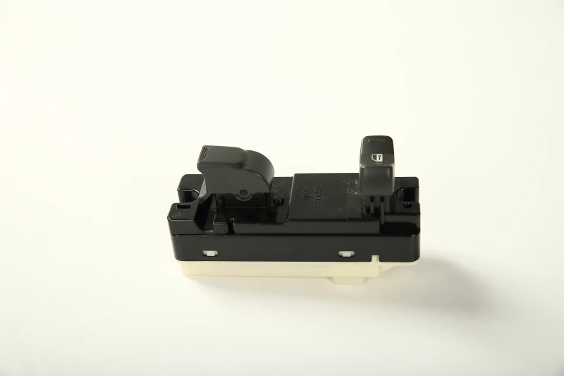 Auto Electric Spare Parts - Car Window Switch for Isuzu Dmax