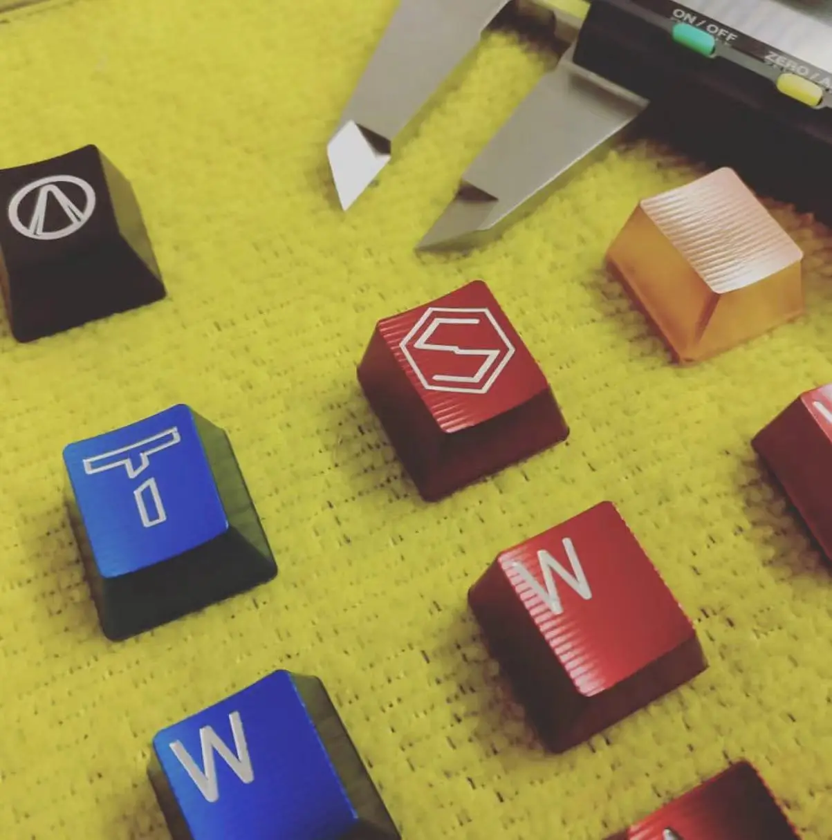 Special Koi Fish Clear Resin Keycap Artisan Handmade 1u Keycaps Oem Or ...