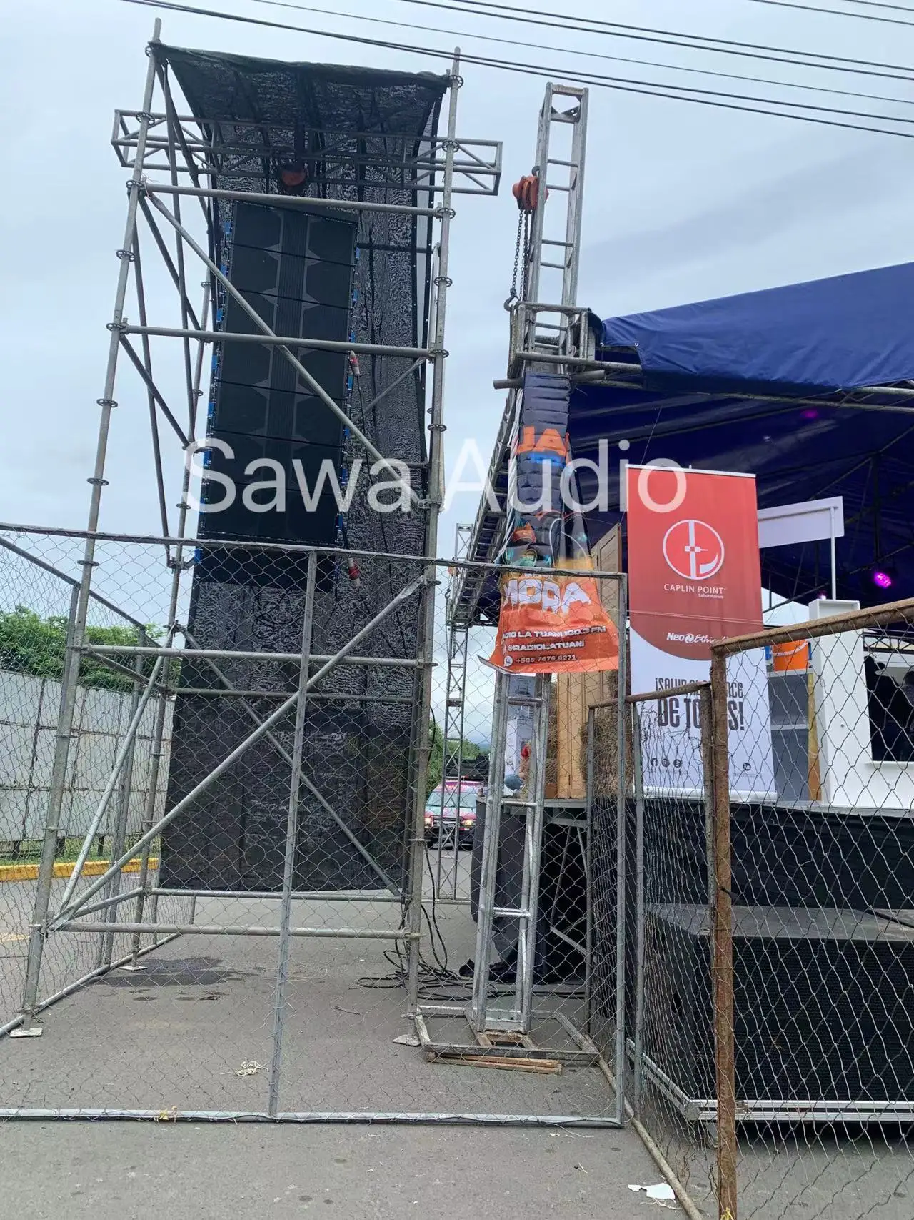 Dual 12 Inch Line Array Speakers - SAWA SA212 Pro Audio