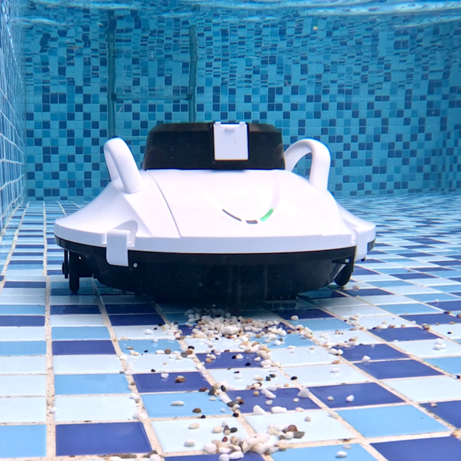 Cordless Pool Cleaner Robotic-Bonny - Automatic Pool Cleaning