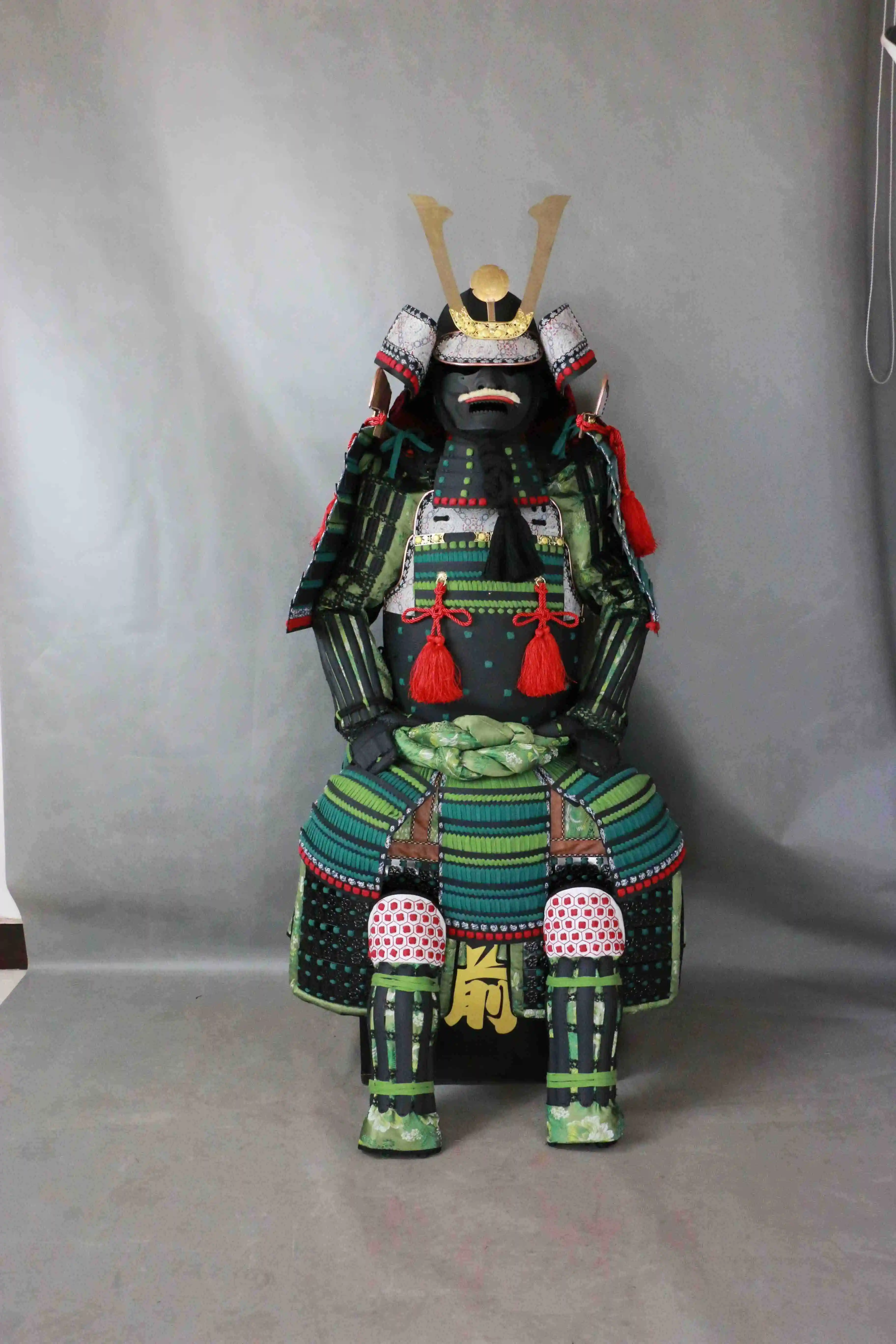 Japanese Samurai Armor Figure - Dragon Skin Body Armor