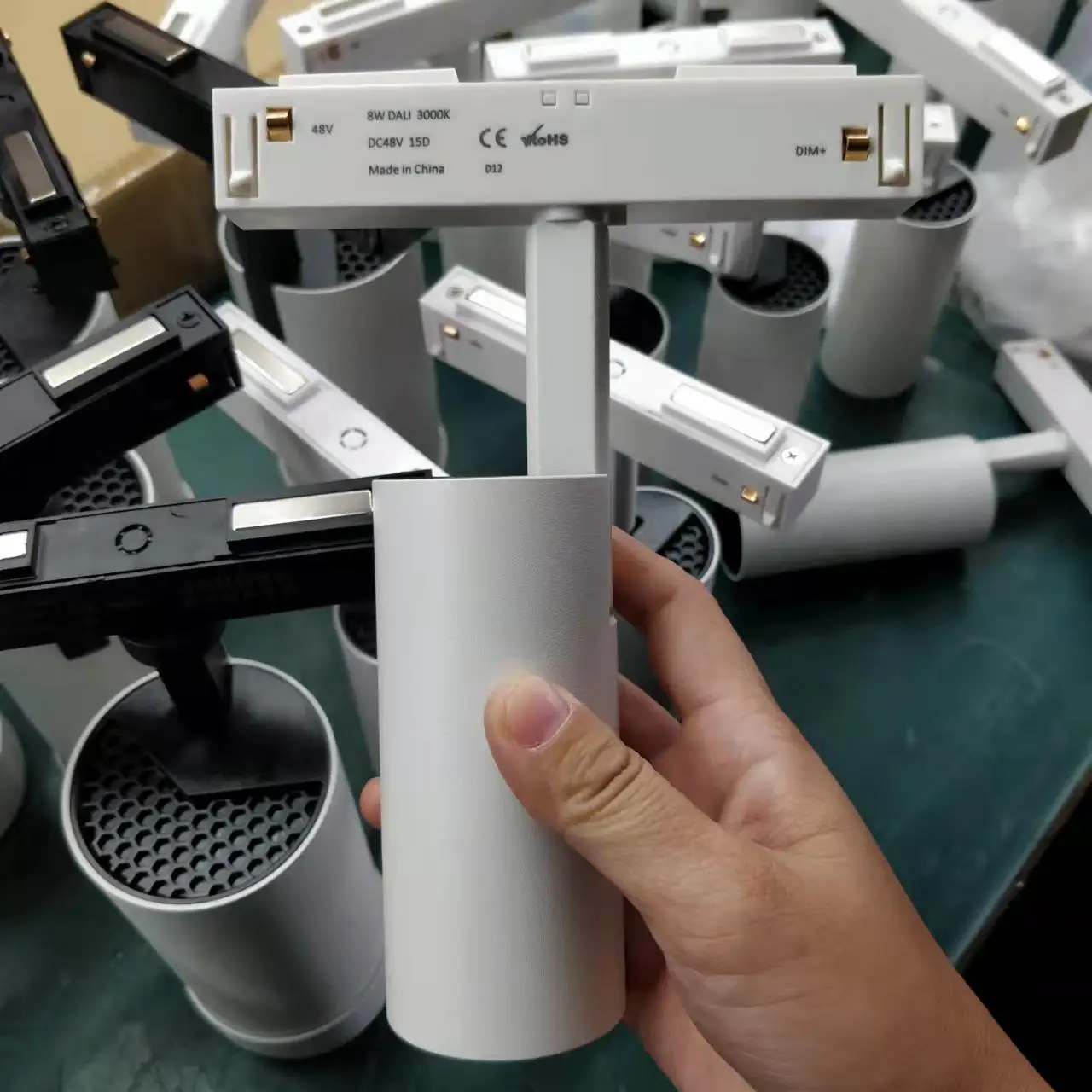 M20 Series CCT Tunable Magnet Track Lighting System