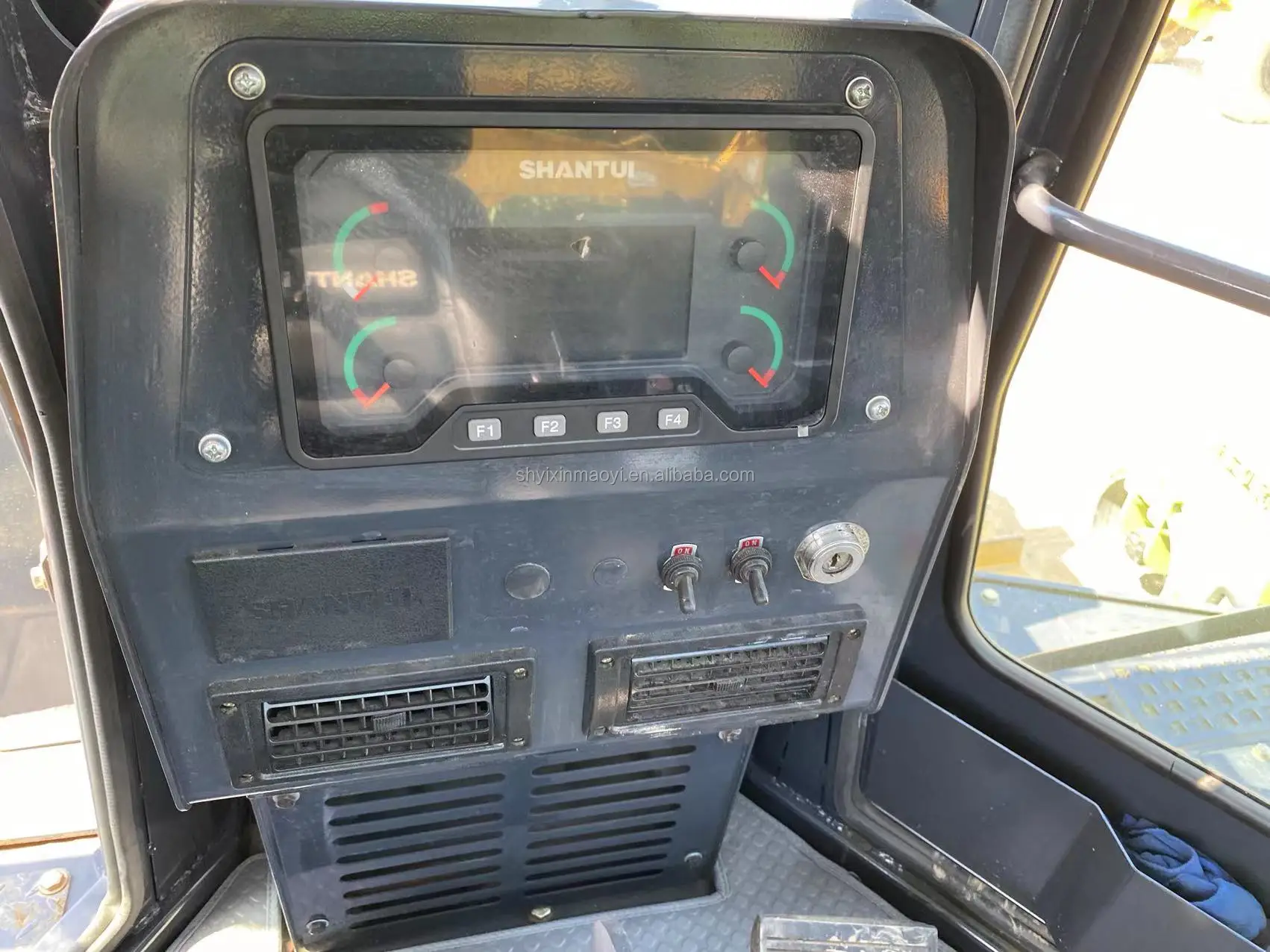 Sd22 Bulldozer Sd32 Crawler Bulldozers Shantui Same Style Bulldozer Low ...