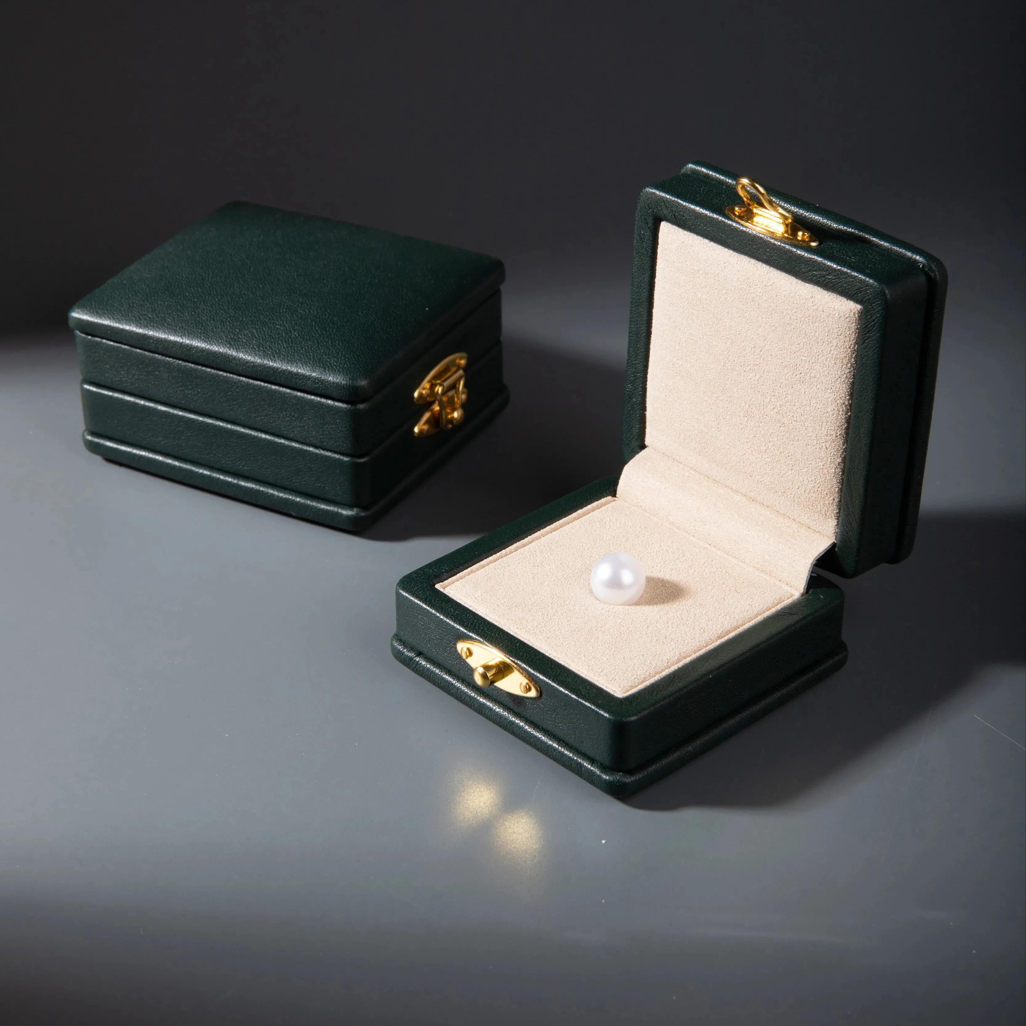 Alibaba.com: Premium Gemstone and Diamond Storage Box with Real Leather ...