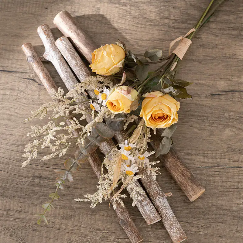 High Quality Silk Artificial Flower - Real Life Red Roses