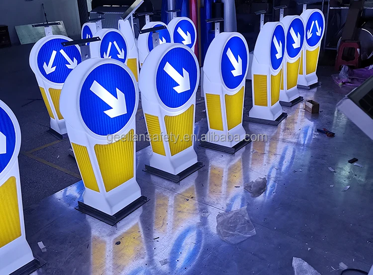 Traffic Sign LED Reflective lane Marker Crossing Guidance Sign Light ...