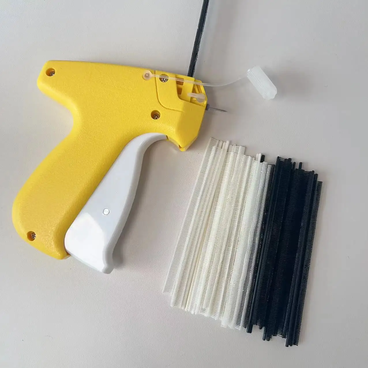 Hot Selling label gun price tagging tag gun Hang Tag String fine needle ...