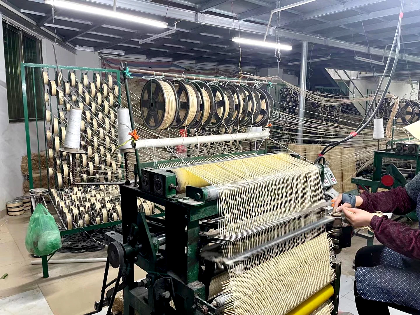 Luxury Quality Rattan Rolls - Perfect for Outdoor Weaving