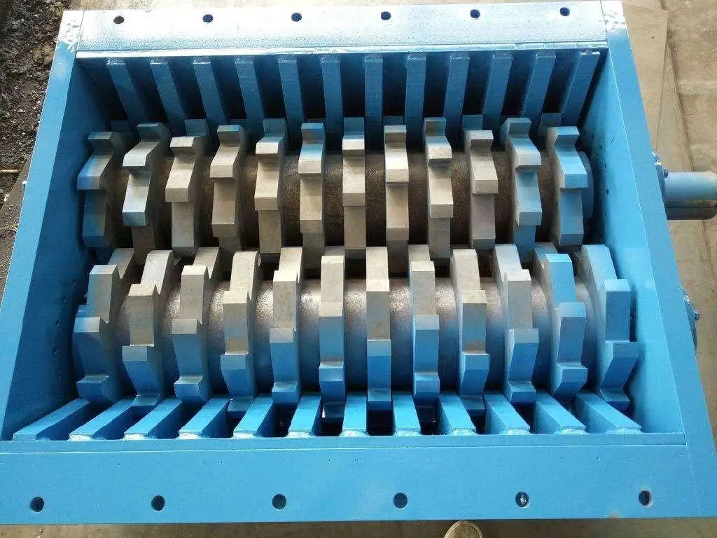 Dete Small Shredder - Efficient Metal and Plastic Recycling