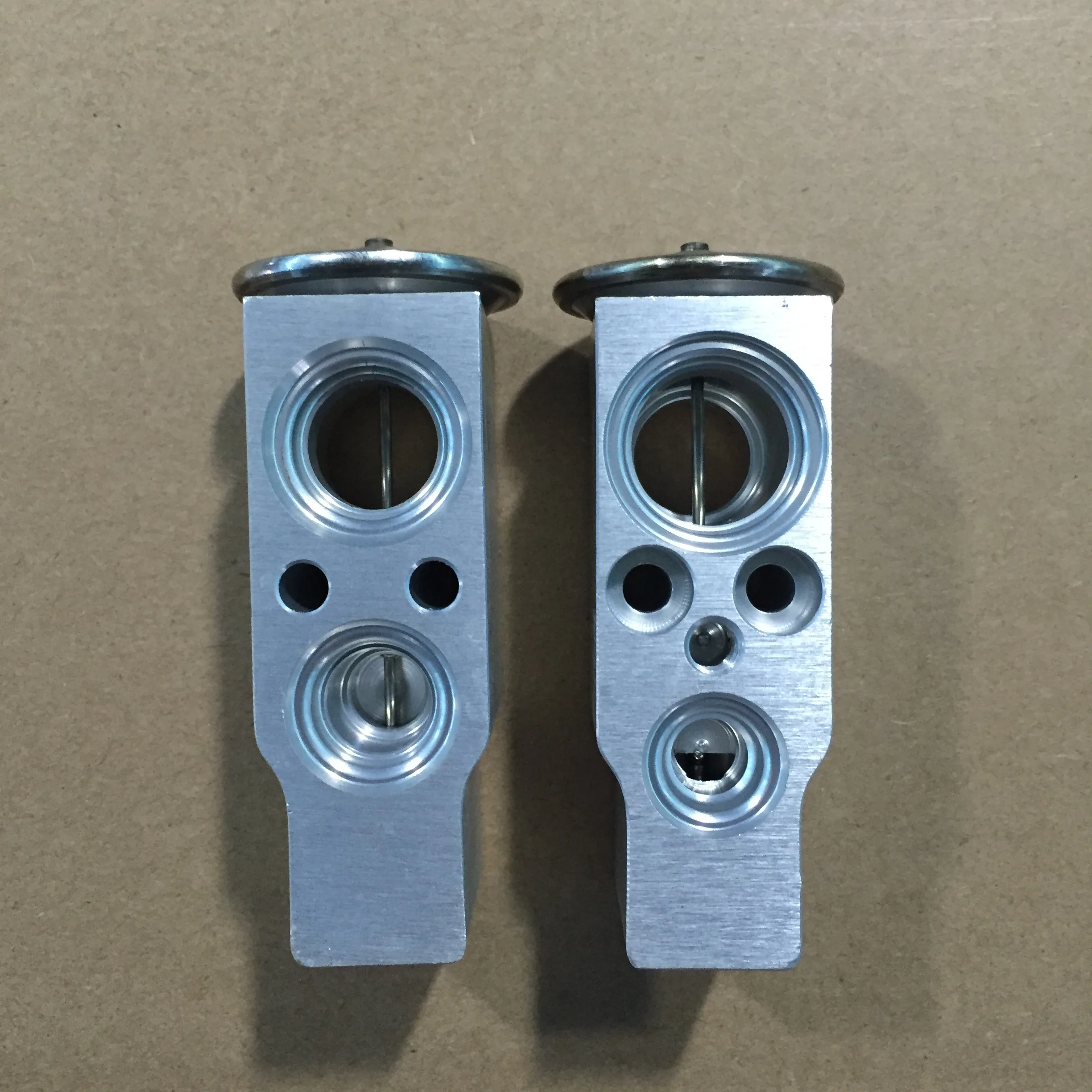 Shop Reliable Auto AC Parts - Expansion Valve OEM 1688300484