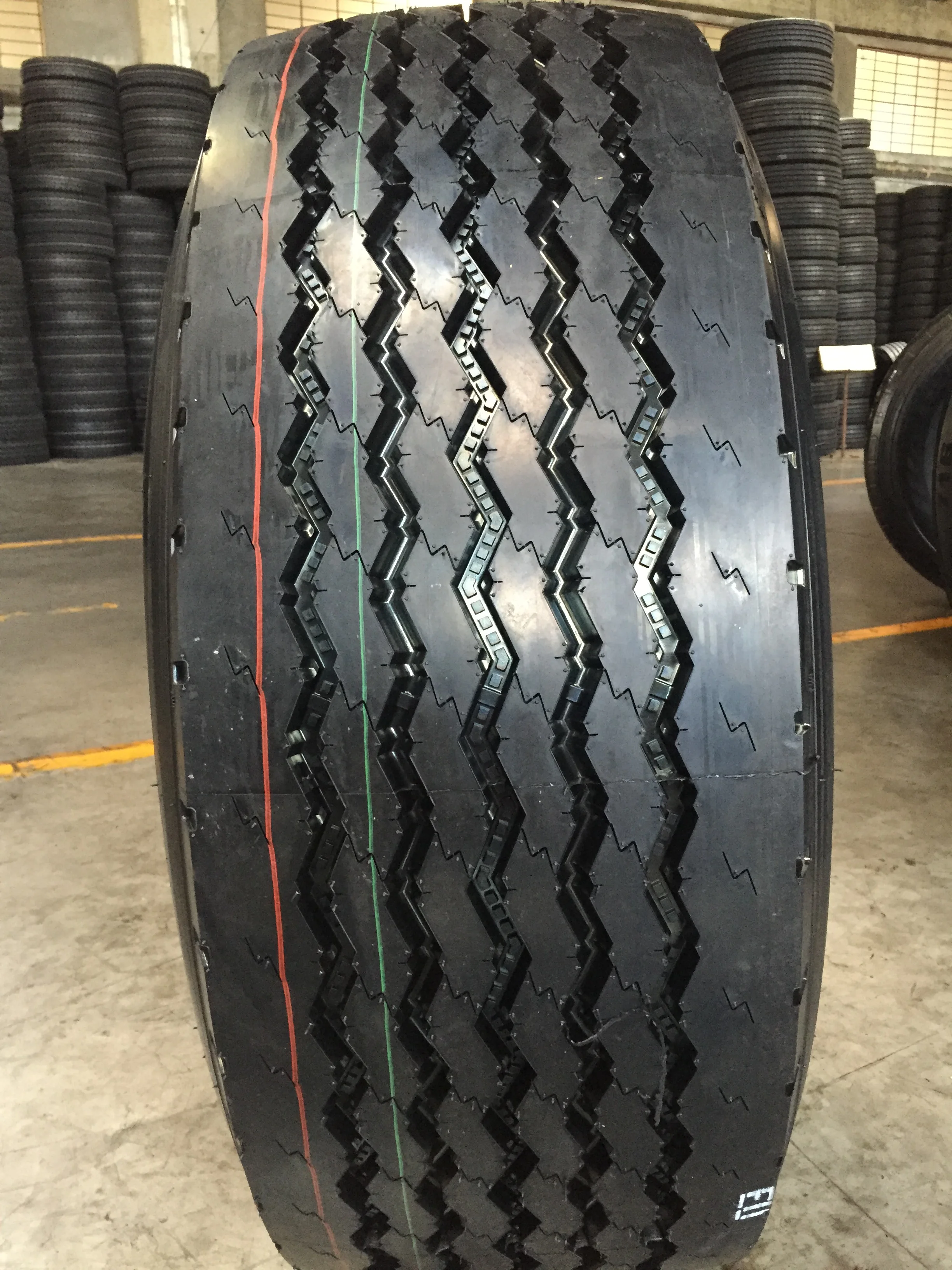 425/65r22.5 Annaite Radial Truck Tire Patroon 716 - Buy 425/65r22.5 ...