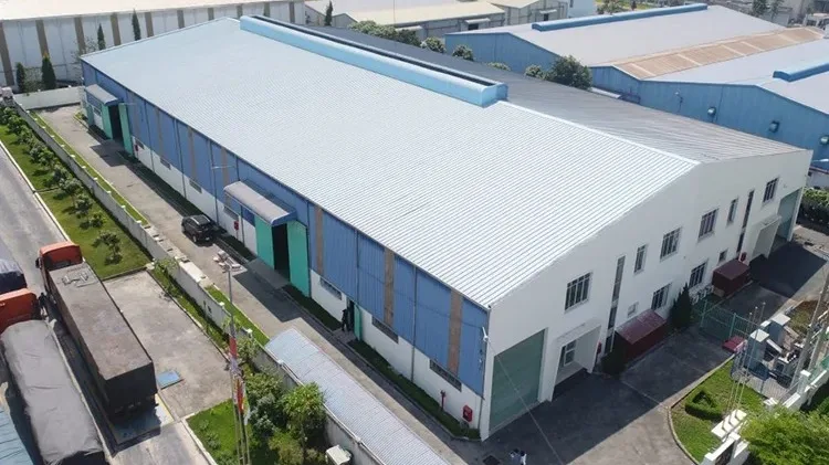 China Light Weight Pre-engineered Peb Steel Structure Metal Hotel ...