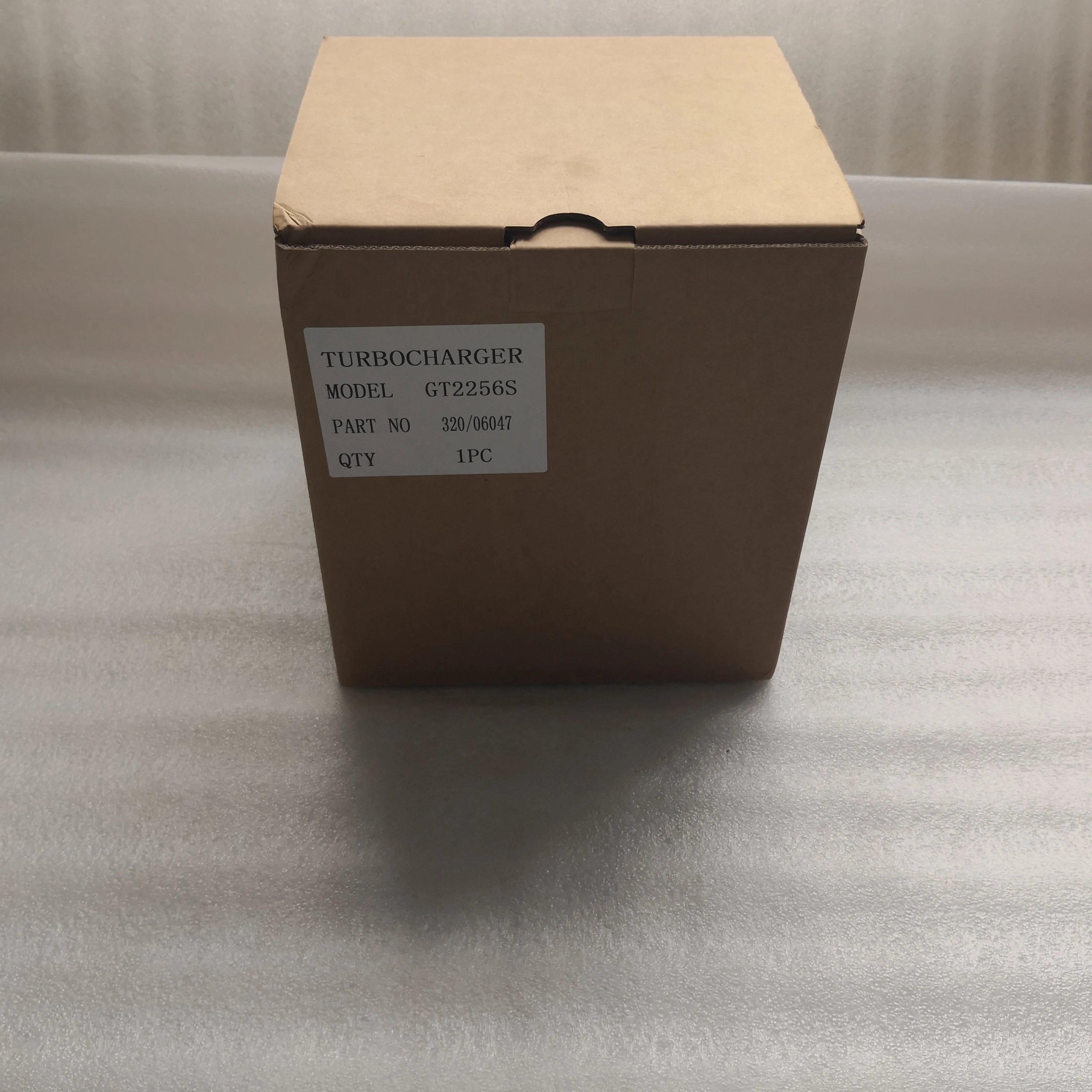 Gt2256s Gt2556s Turbo Turbocharger 762931-0001 762931-5001s 320/06079 ...