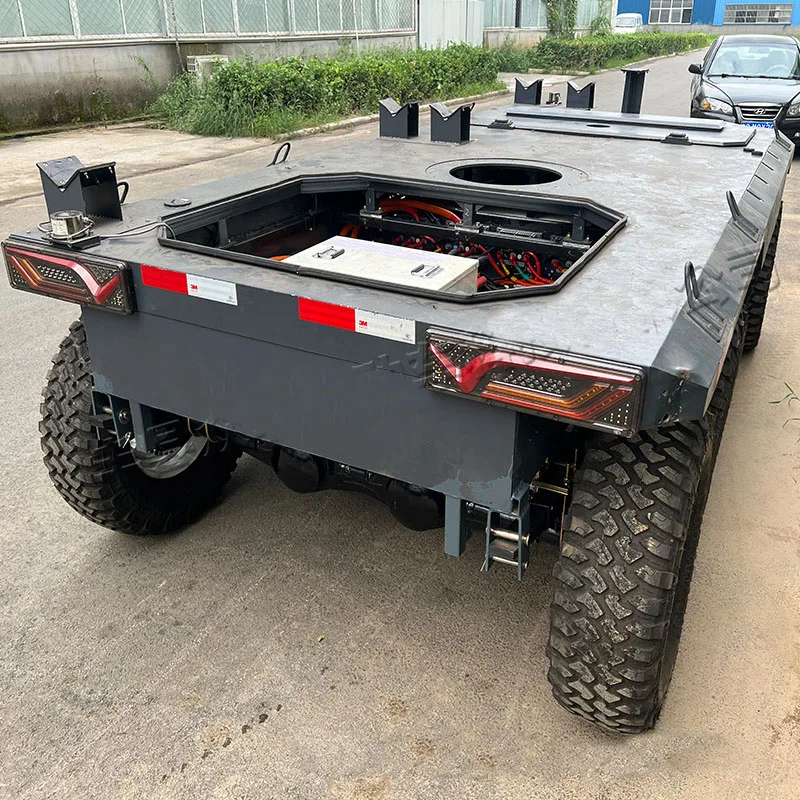 6 Wheel 4x4 4WD 6x6 6WD Electric Car Pickup Truck - Green Energy