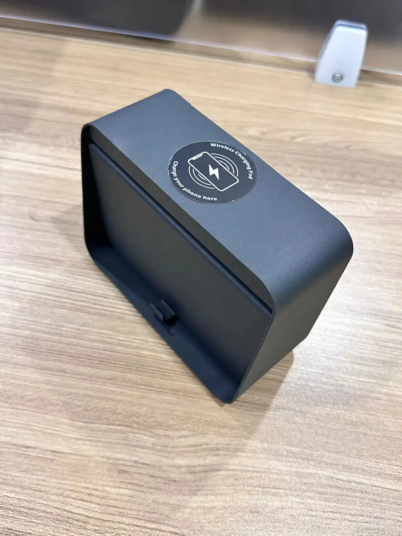 Wholesale Smart Phone Wireless Charger Emo Charging Hub Ps-em05-y2 Cell ...