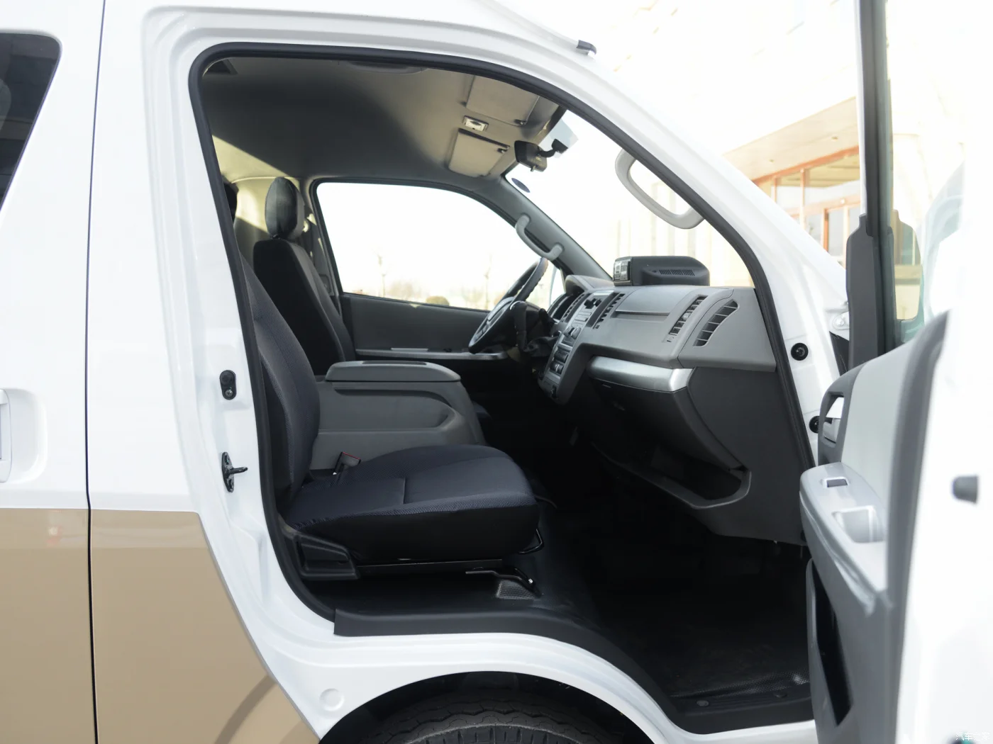 2023 Foton Hiace Bus Van Lhd Rhd Used Mini Bus Diesel Engine Mini Van ...