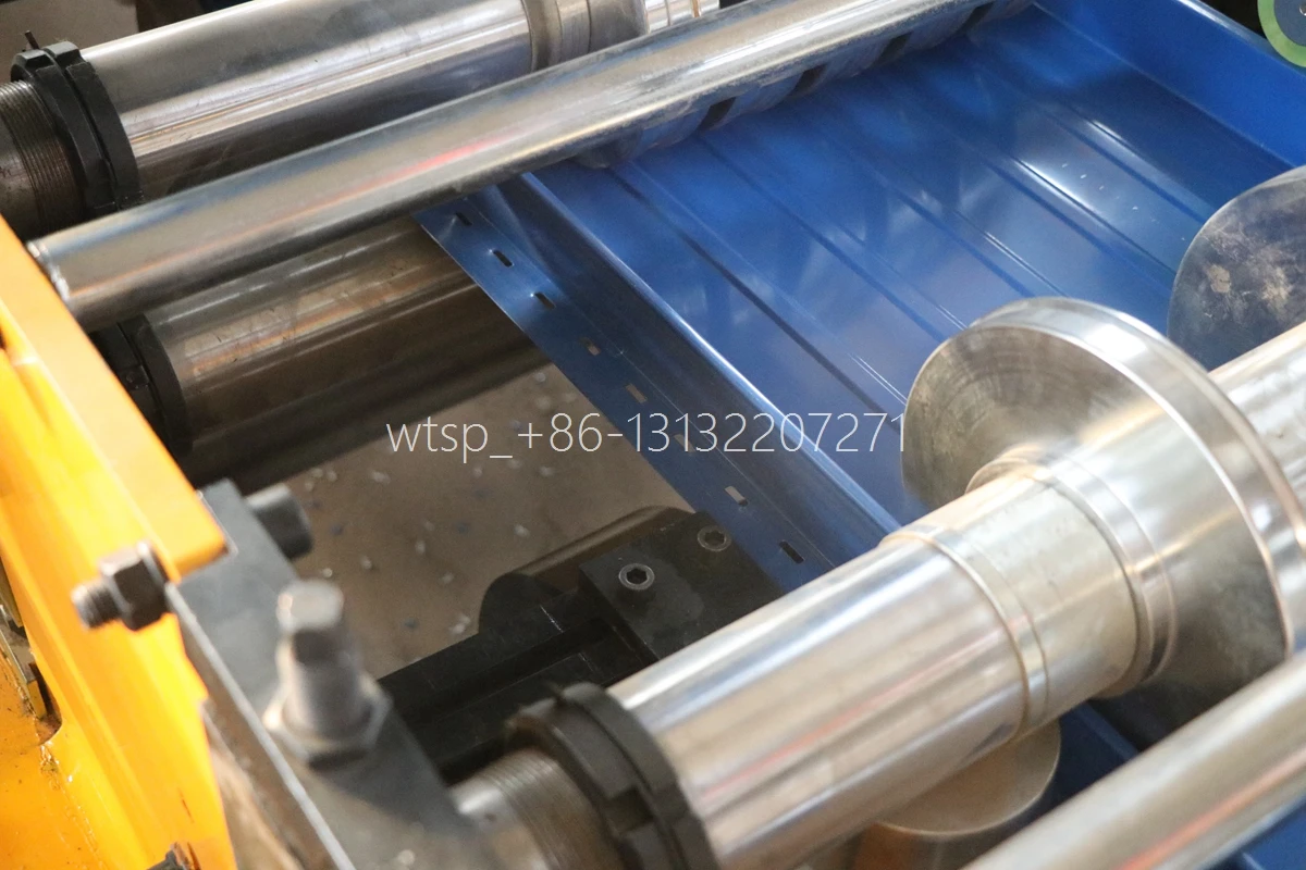 Roof Rolling Profile Standing Seam Metal Tile Press Machine - Buy ...