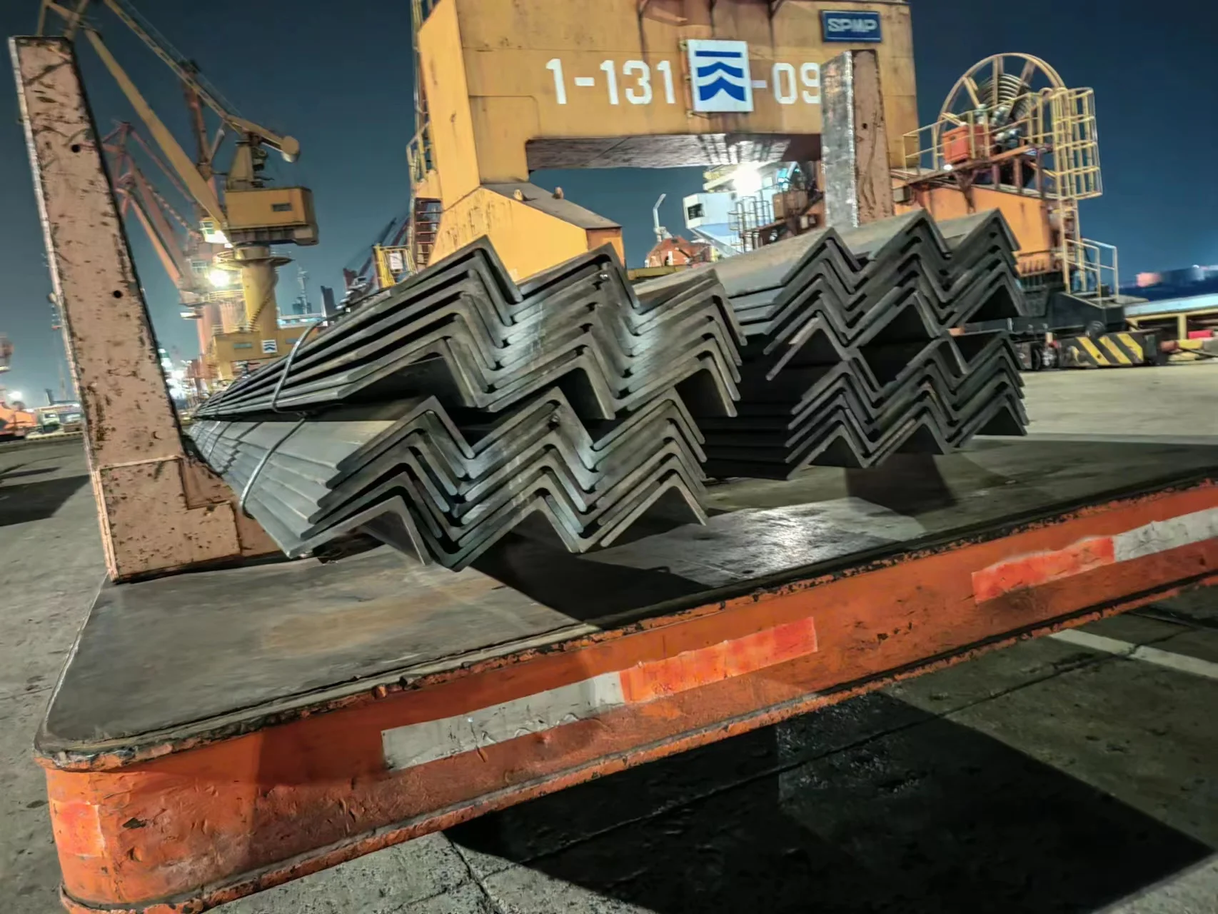 180*180*14 Steel Angle Bar 25x25 To 100x100 All Sizes Galvanized Steel ...