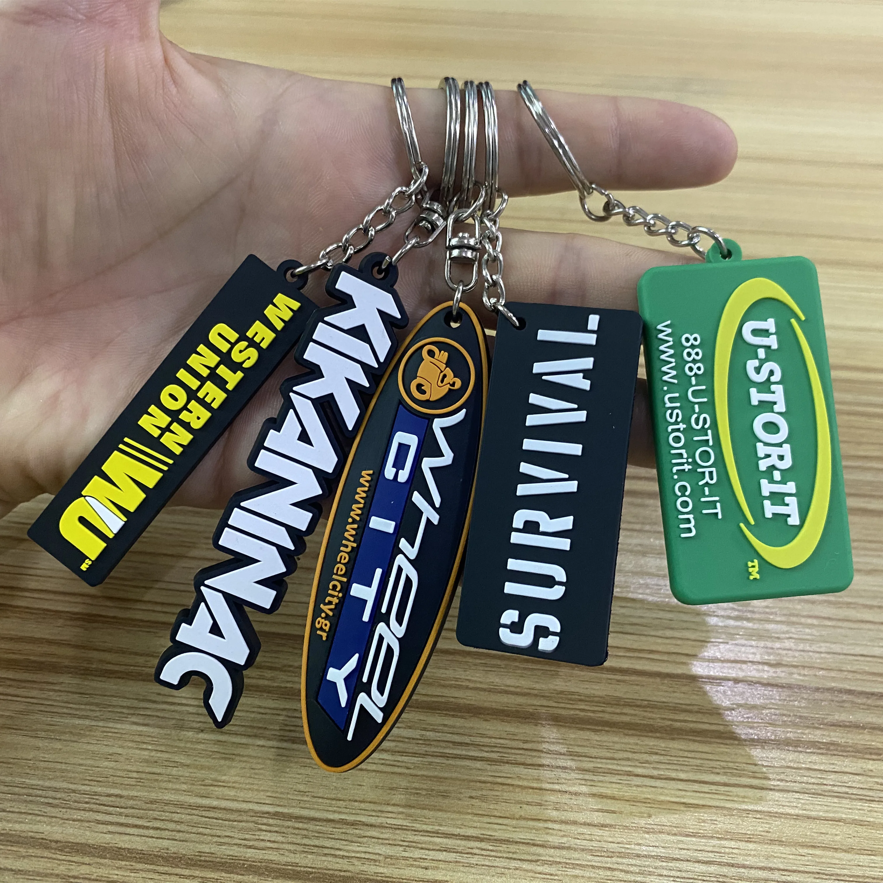 Pvc Keychains 2022 Promotional Items With Logo Custom Rubber Key Chains ...