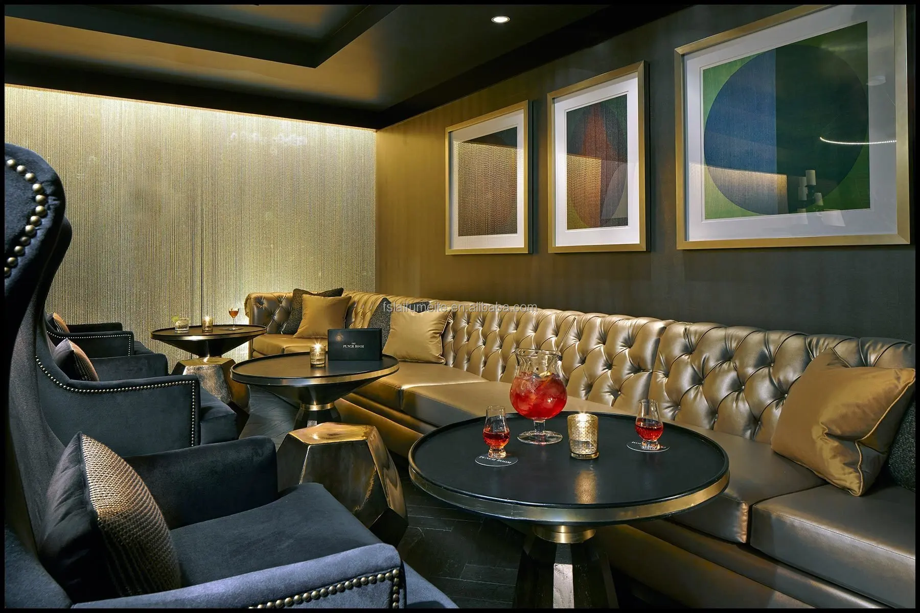 Corner Nightclub Bar Booth Seating for Hookah & Cigar Lounge