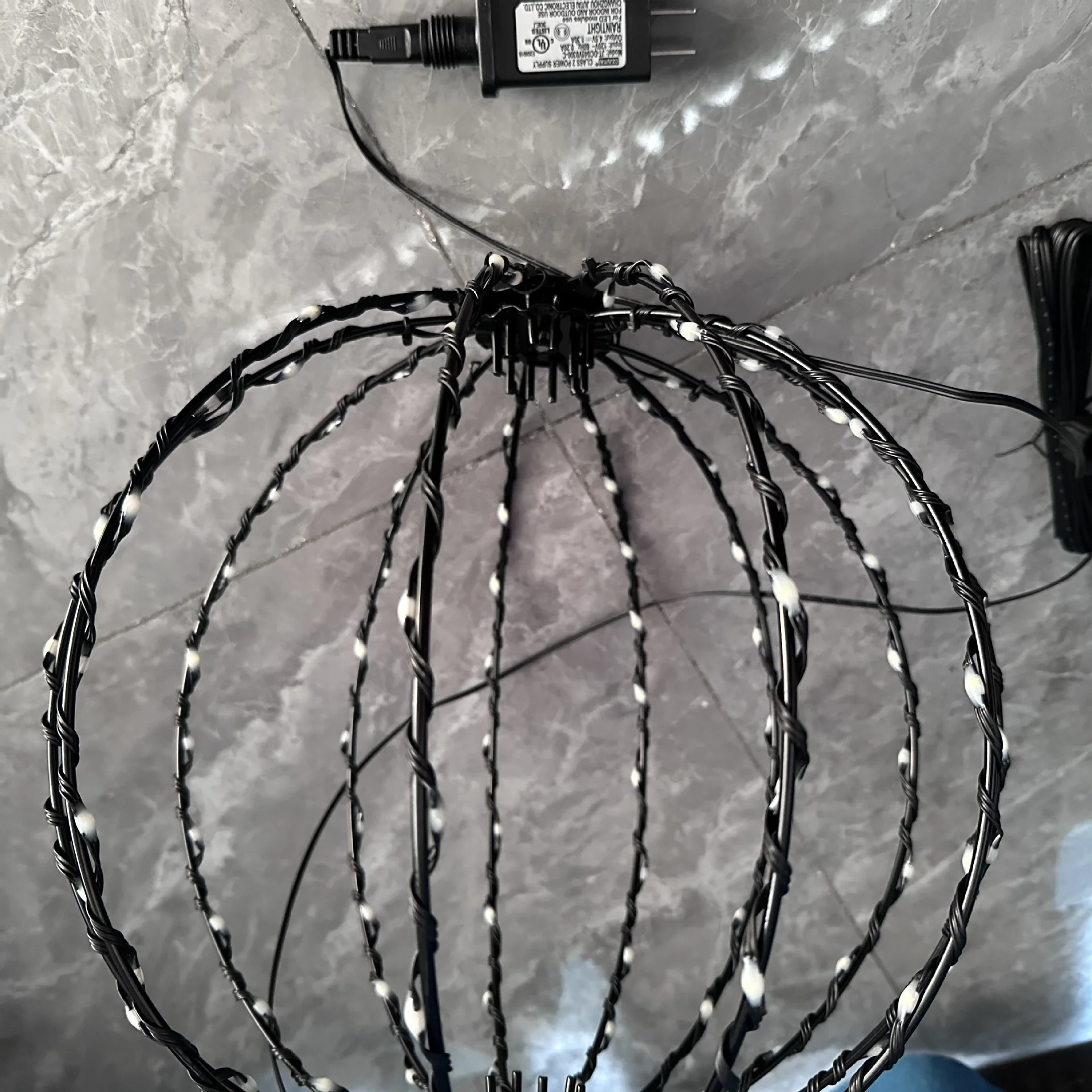 Wholesale 3D Metal Sphere Iron Frame Outdoor Hanging Ball Light ...
