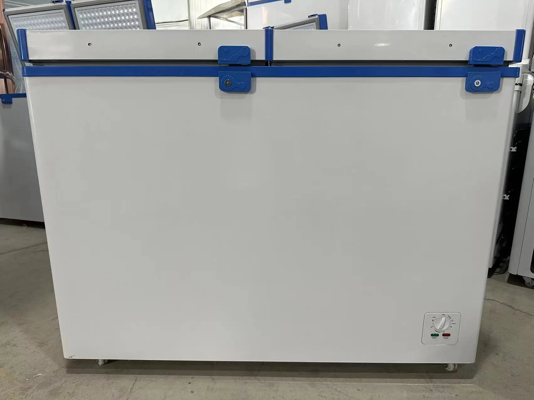 358 Liter Single Temperature Freezer with 12/24V DC Solar Display Glass ...