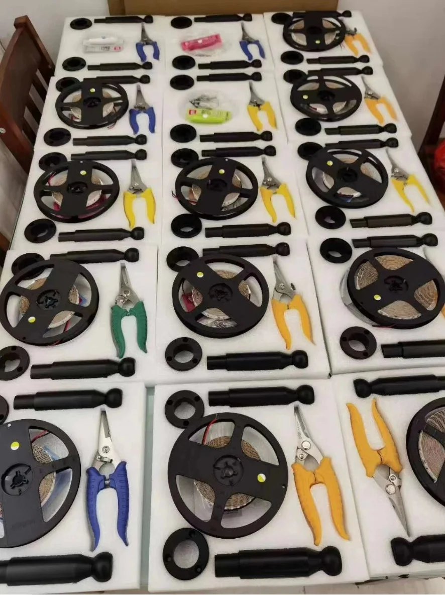 Manufacturer Price Up&down Light 360 Rotation Cuttable Steel Led Strip ...