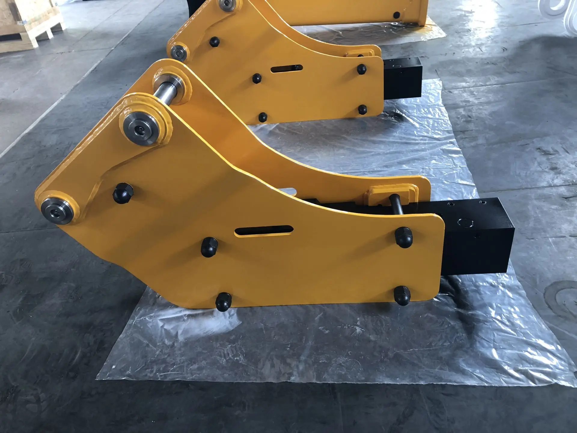 SEWOOMIC CAT Backhoe Loader SB43 Hydraulic Jack Hammer 75mm Chisel ...