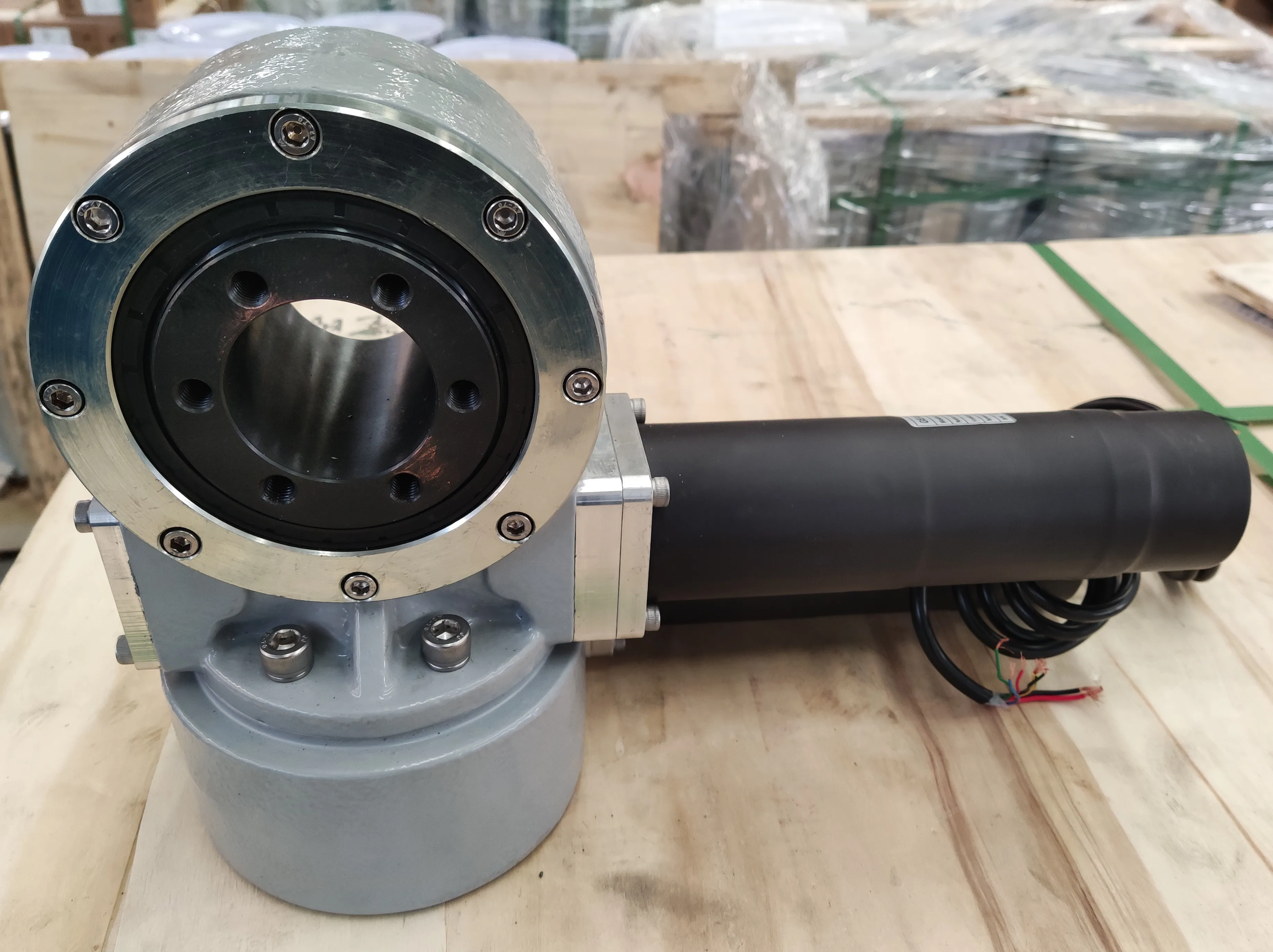 Heavy Duty 5000Nm Output Torque Waterproof IP66 Sde3 Dual Axis Slew ...