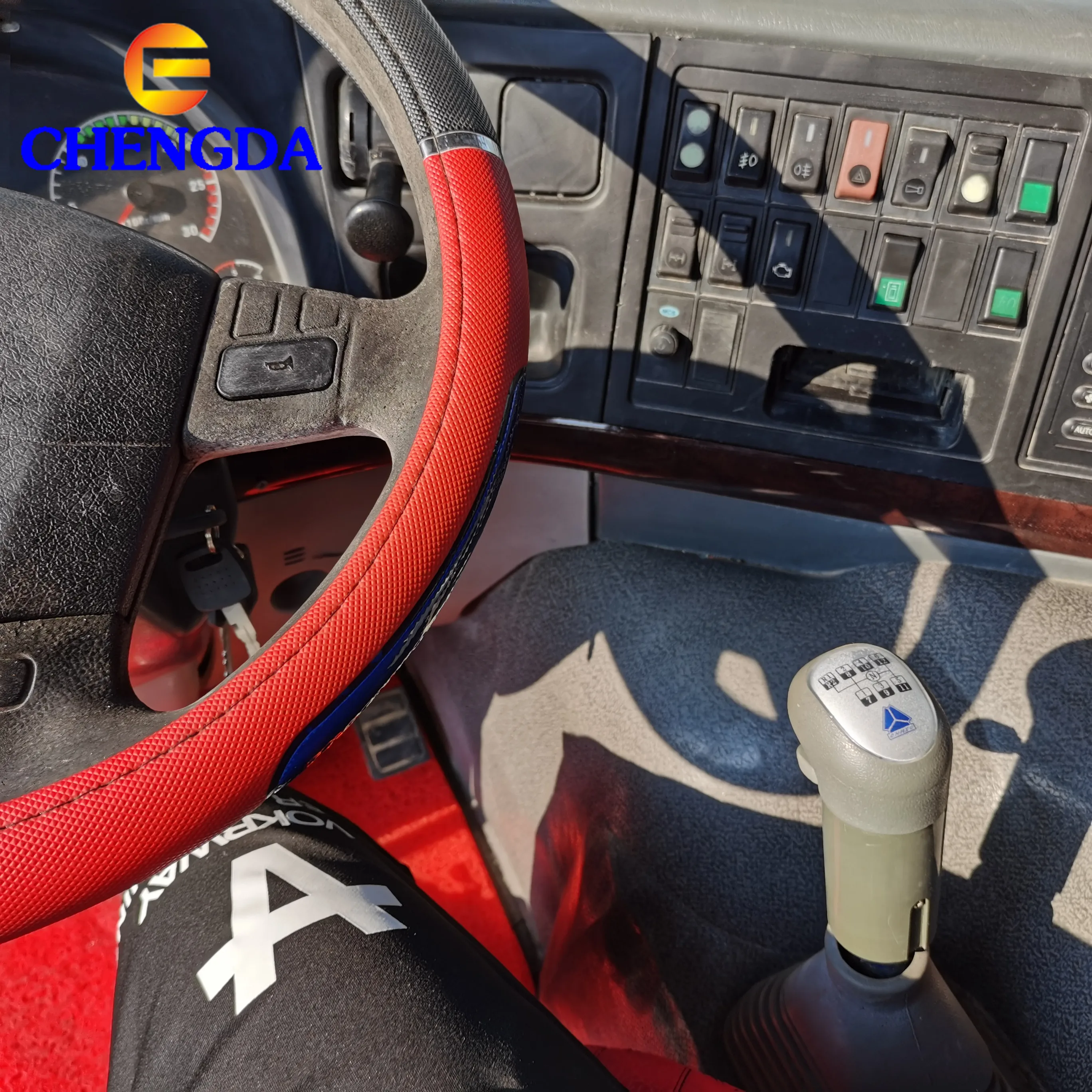 SINOTRUK HOWO HOHAN NX 6X4 10 WHEELER TRACTOR TRUCK