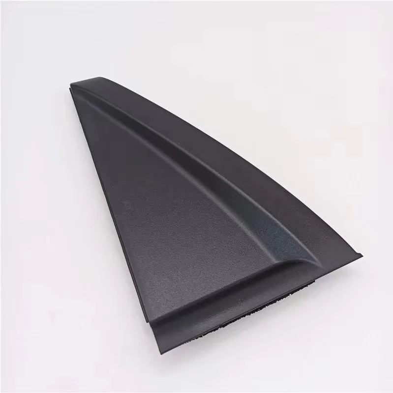 Auto Parts Rear Window Garnish Assy Delta for Kia Sportage